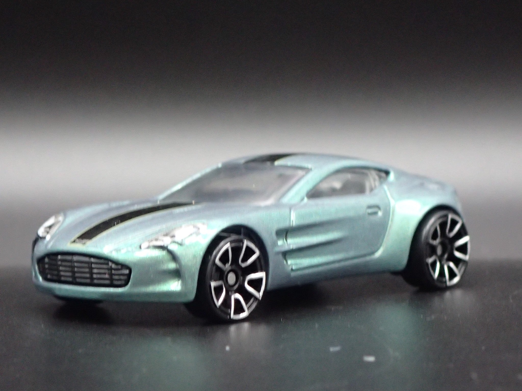 Aston Martin Replica Diarama
