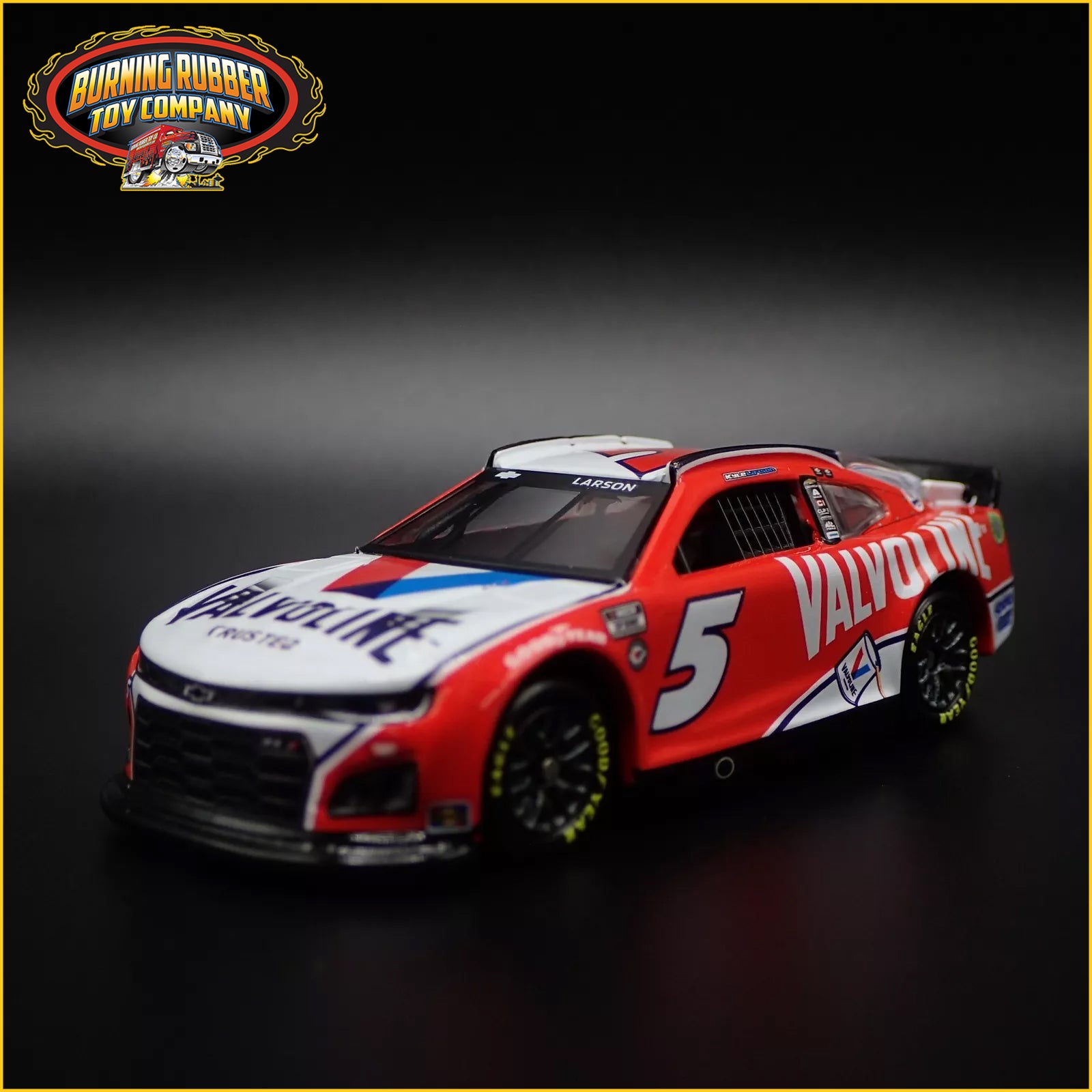 2023 23 CHEVY CAMARO ZL1 5 KYLE LARSON VALVOLINE NASCAR 1:64 DIECAST M ...