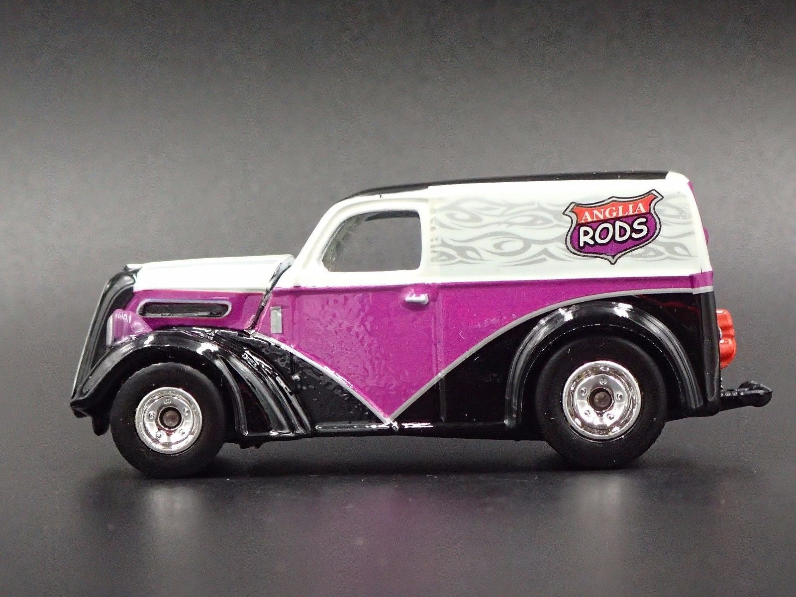 1948 48 FORD ANGLIA PANEL TRUCK 1:64 SCALE COLLECTIBLE DIORAMA DIECAST ...