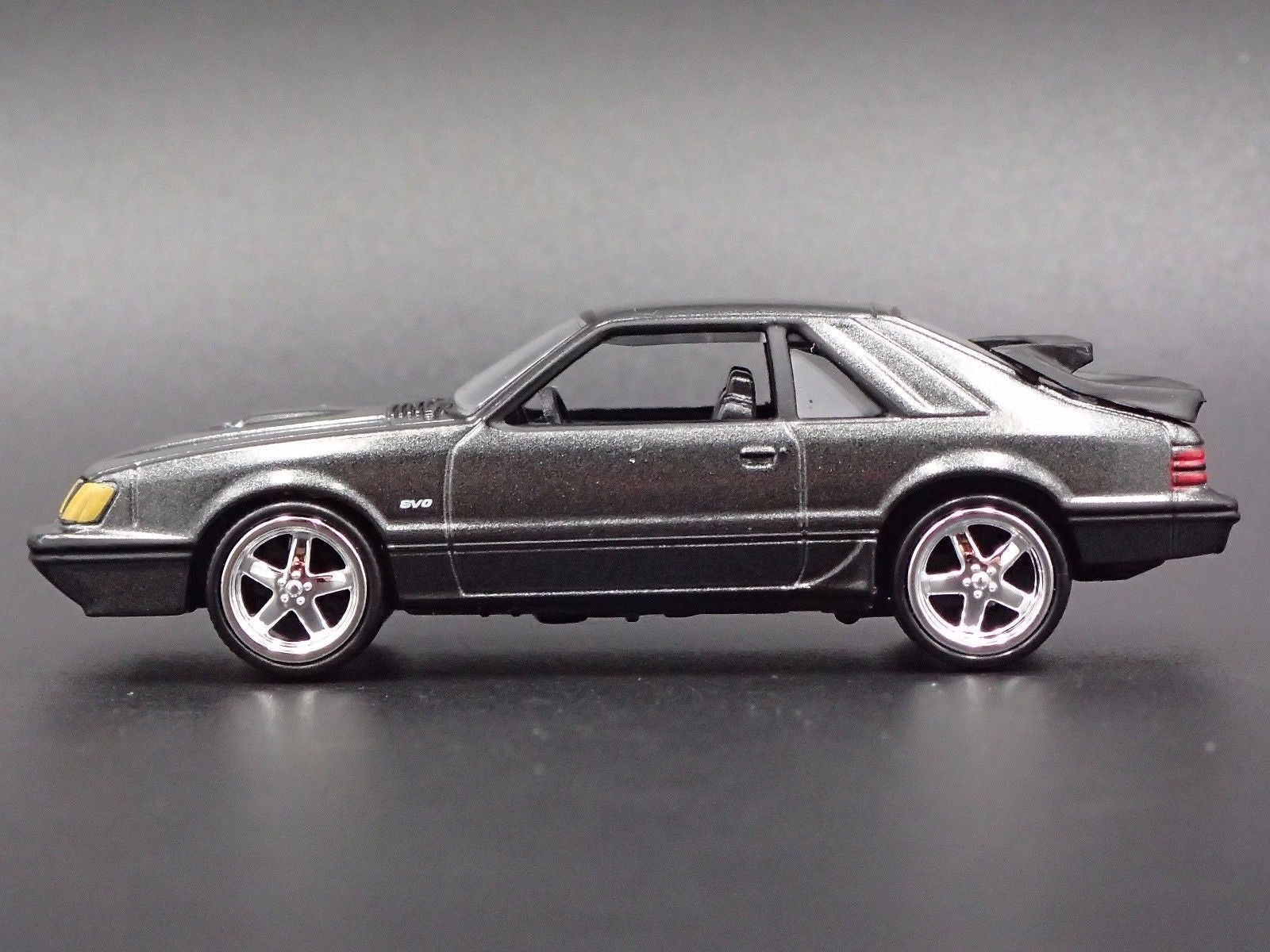 1984 84 FORD MUSTANG SVO FOX BODY GRAY 1/64 SCALE DIORAMA DIECAST MODE ...