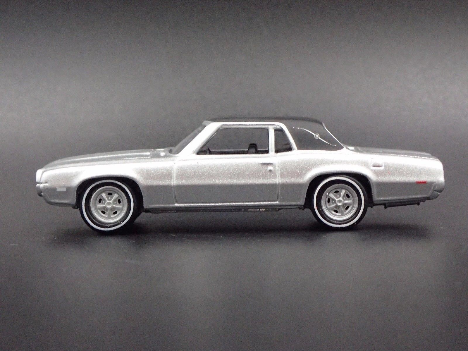 1968 68 FORD THUNDERBIRD TBIRD 1:64 SCALE COLLECTIBLE DIORAMA DIECAST ...