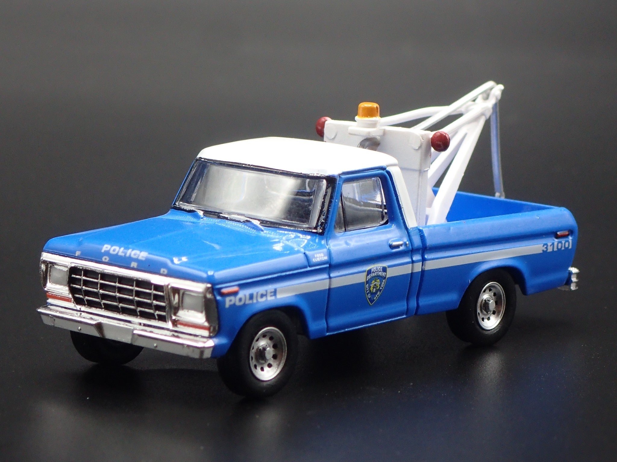1979 79 FORD F250 WRECKER TOW TRUCK NYPD 1/64 SCALE DIORAMA DIECAST MO ...