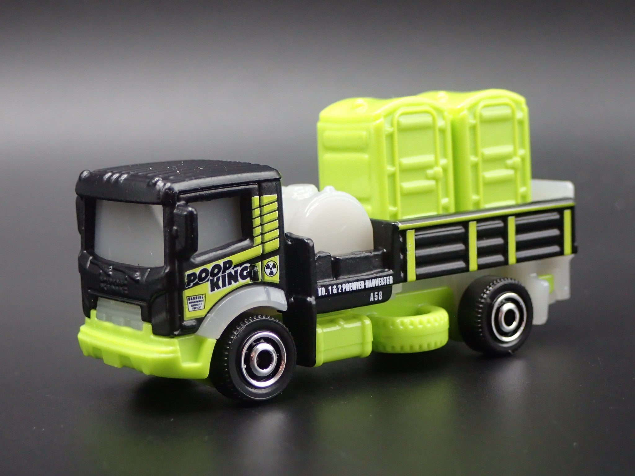 PORT A POTTY TOILET SANITATION TRUCK 1:64 MB SCALE DIORAMA DIECAST MOD ...