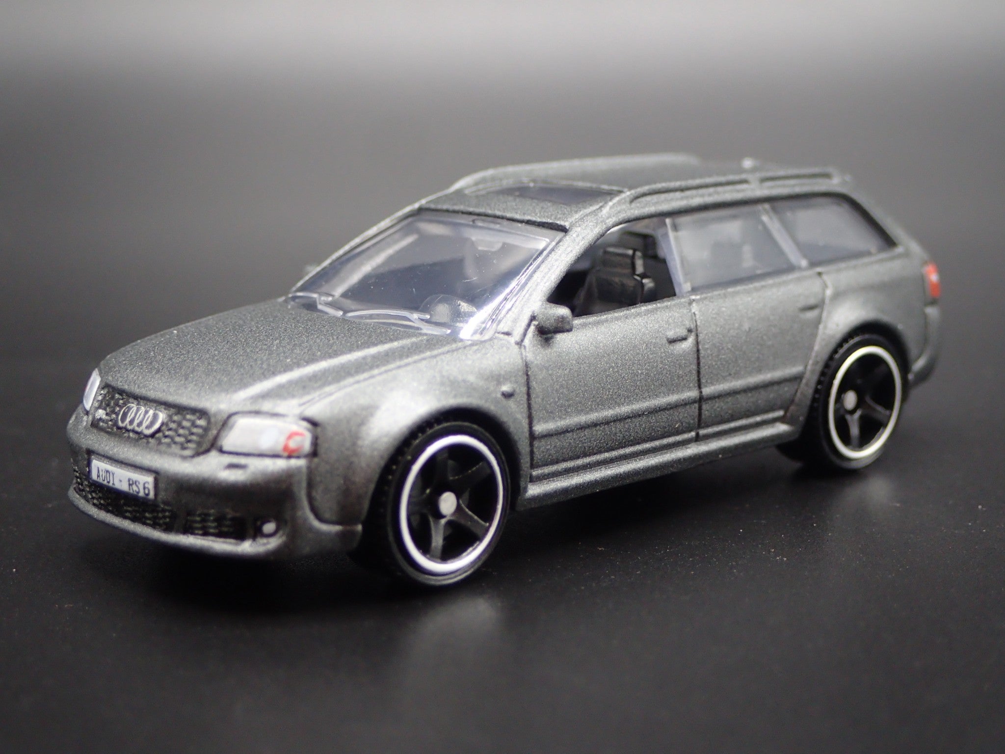 2002-2004 AUDI AVANT RS6 STATION WAGON GRAY 1/64 SCALE DIORAMA DIECAST ...