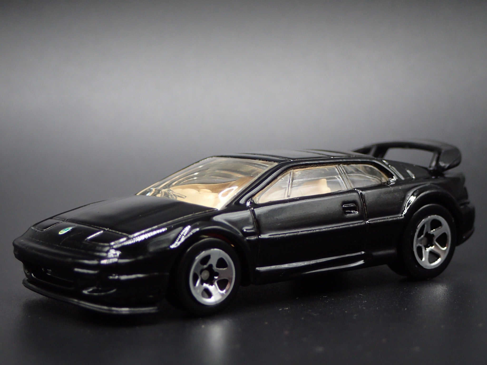 1994-2004 LOTUS ESPRIT BLACK 1:64 SCALE COLLECTIBLE DIORAMA DIECAST MO ...