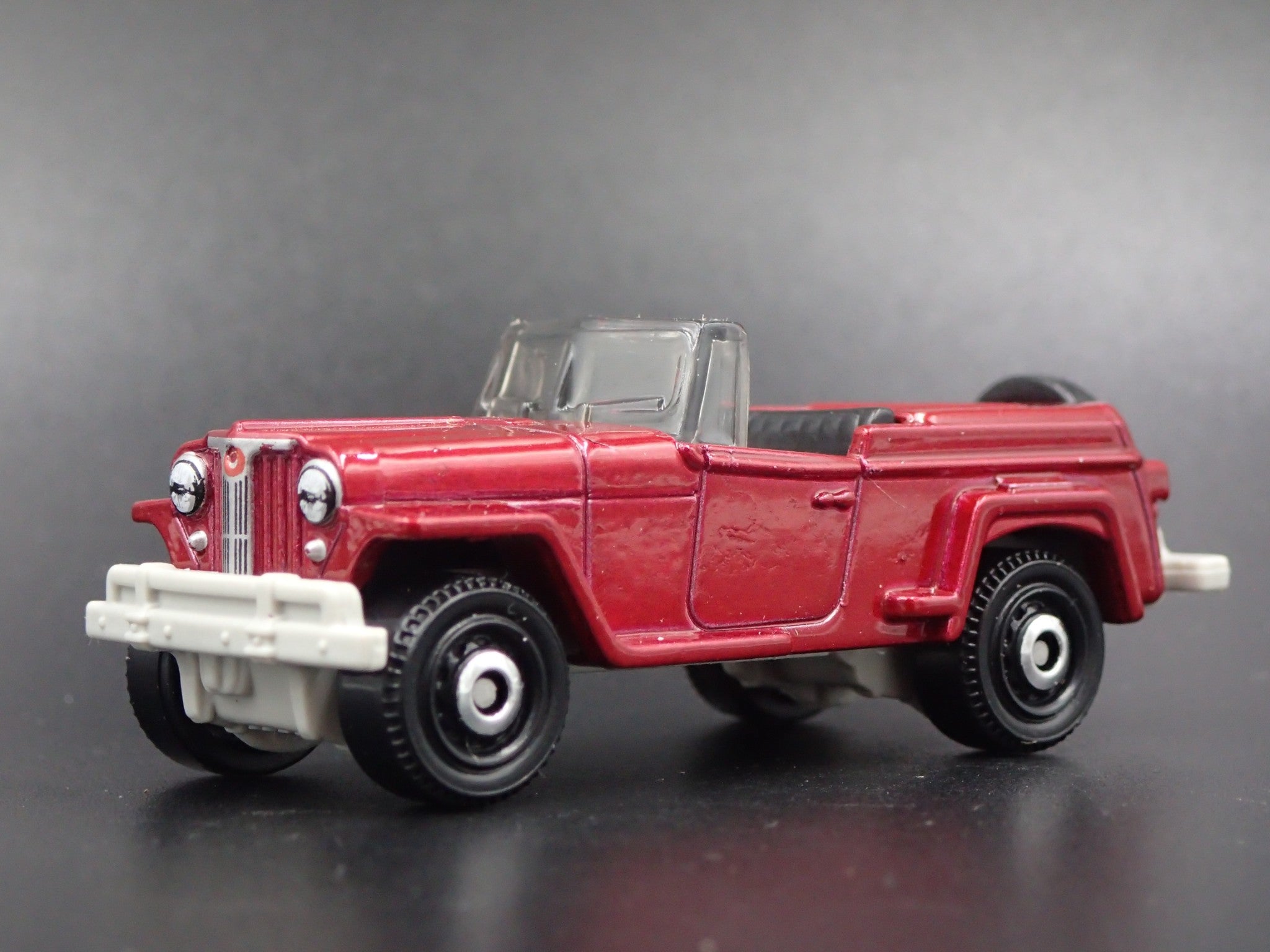 1948 -1950 JEEP WILLYS JEEPSTER 1:64 SCALE COLLECTIBLE DIORAMA DIECAST ...
