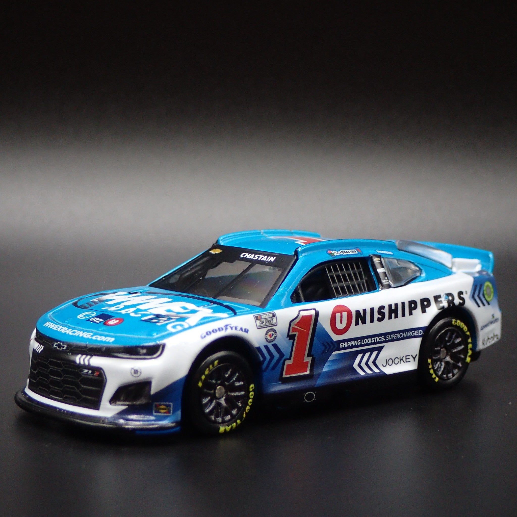 2023 23 CHEVY CAMARO ZL1 1 ROSS CHASTAIN WWEX NASCAR 1:64 DIECAST MODE ...