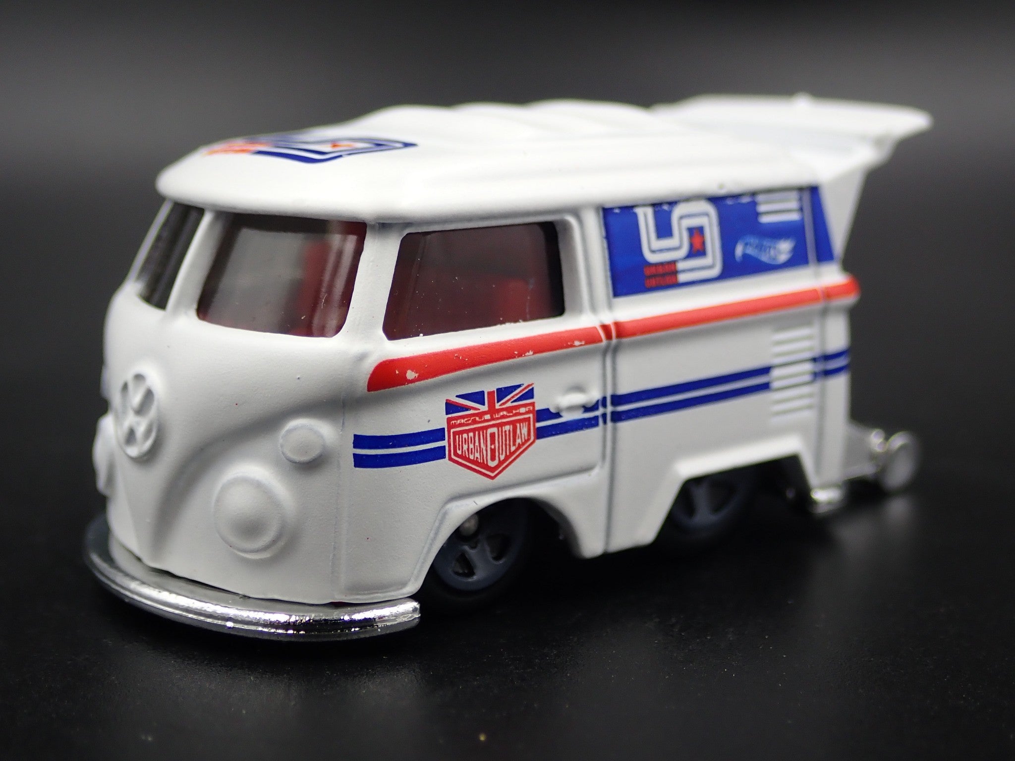 VW VOLKSWAGEN KOOL KOMBI MINI BUS VAN MAGNUS WALKER 1:64 SCALE DIECAST ...