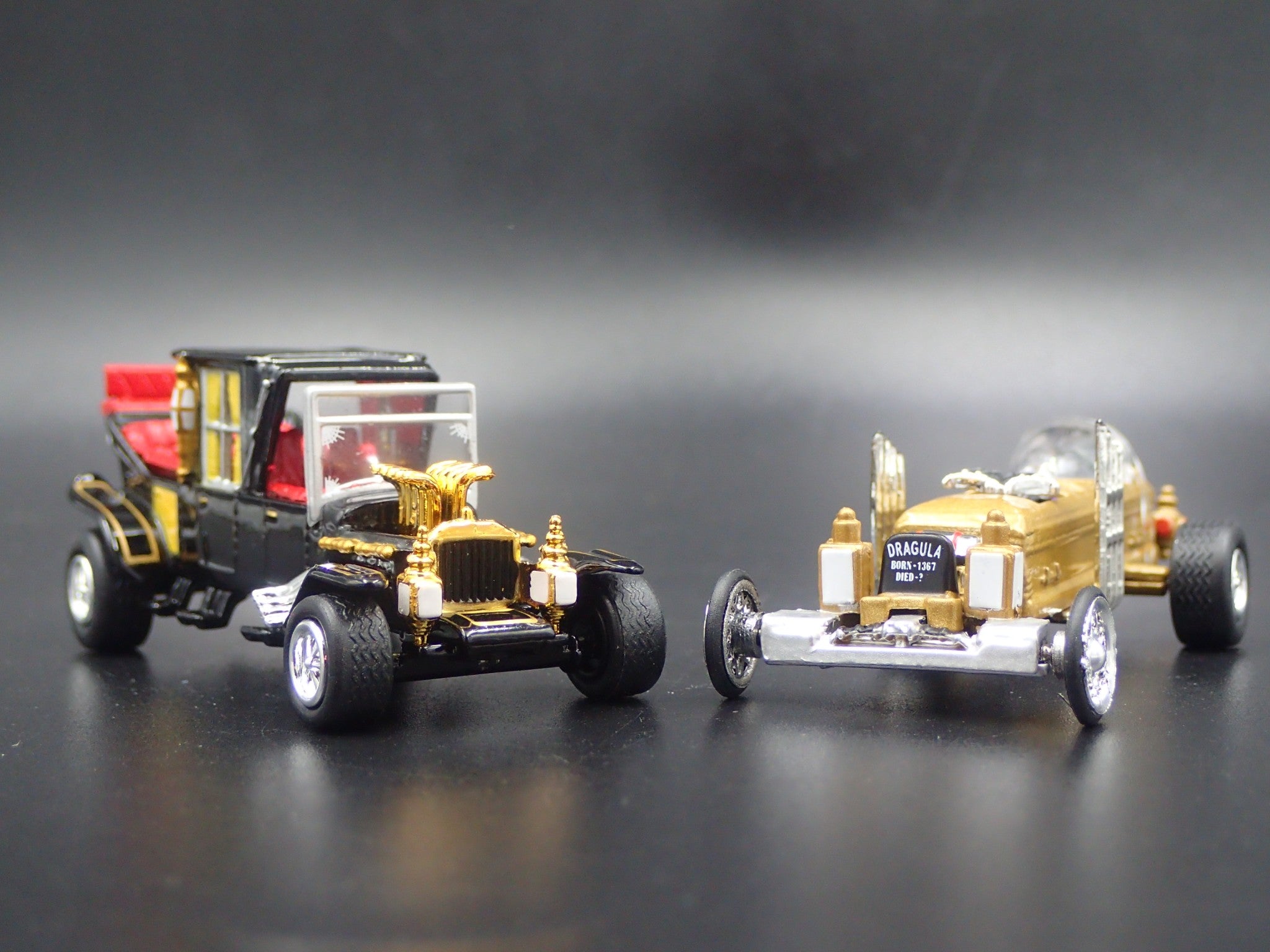 THE MUNSTERS KOACH & DRAGULA BARRIS LEGACY SET RARE 1:64 SCALE DIECAST ...