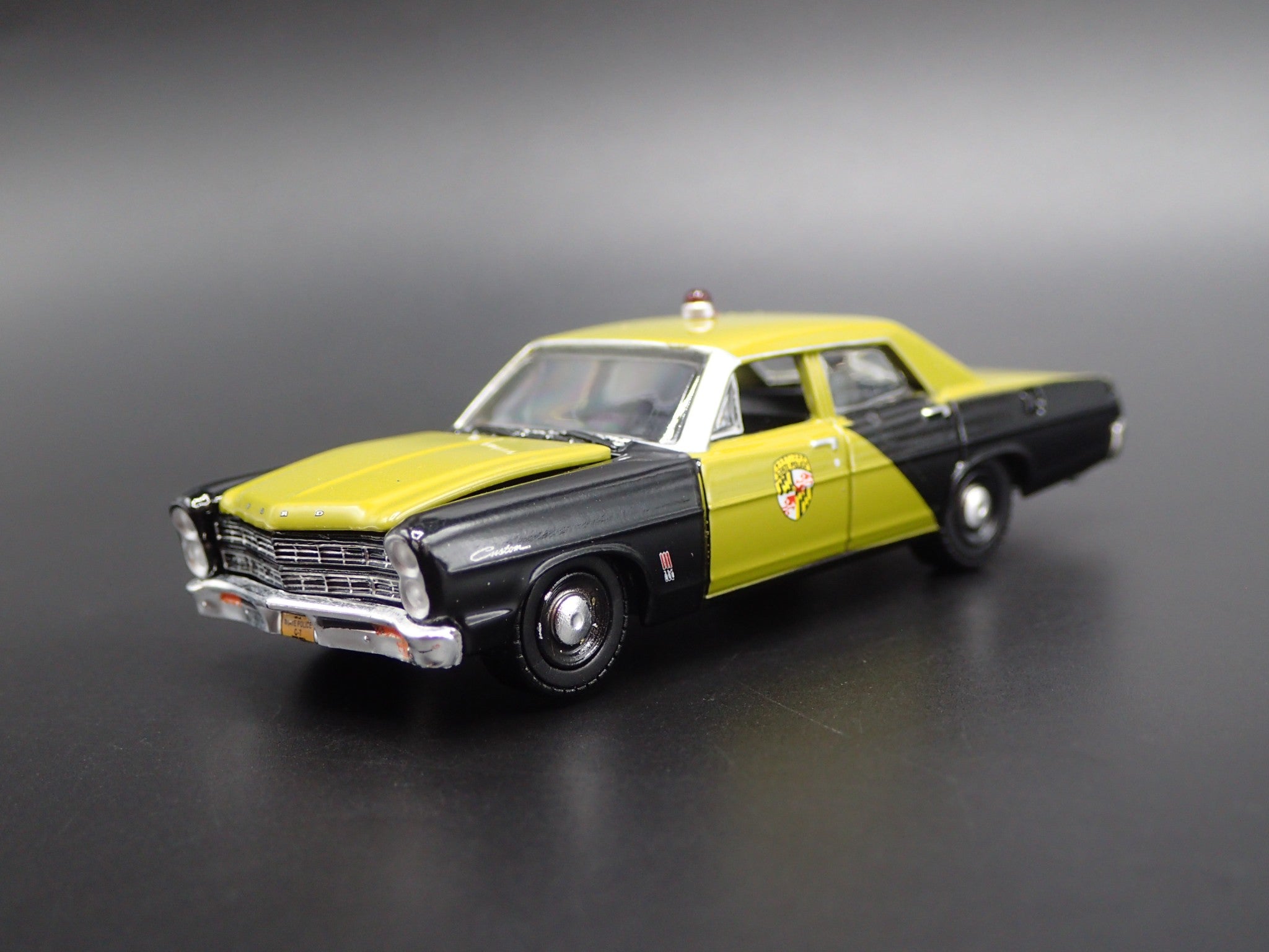1967 67 FORD CUSTOM MARYLAND STATE POLICE 1:64 SCALE DIORAMA DIECAST M ...