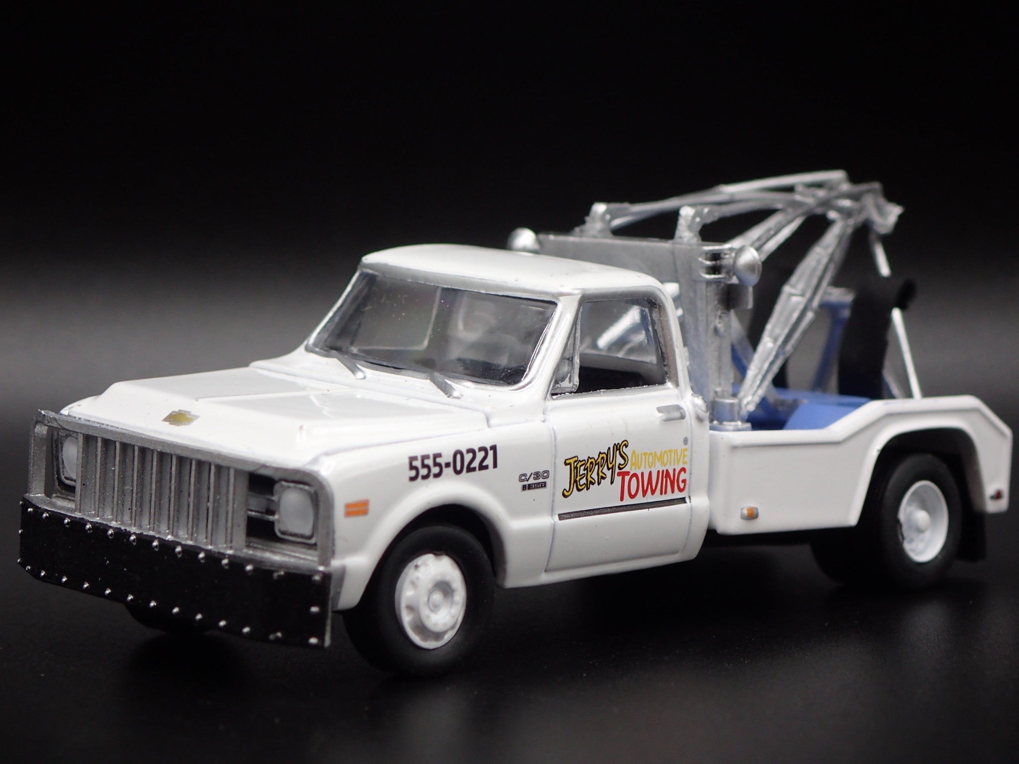 1969 CHEVROLET C30 DUALLY TOW TRUCK JERRYS TOWING 1:64 SCALE DIECAST M ...