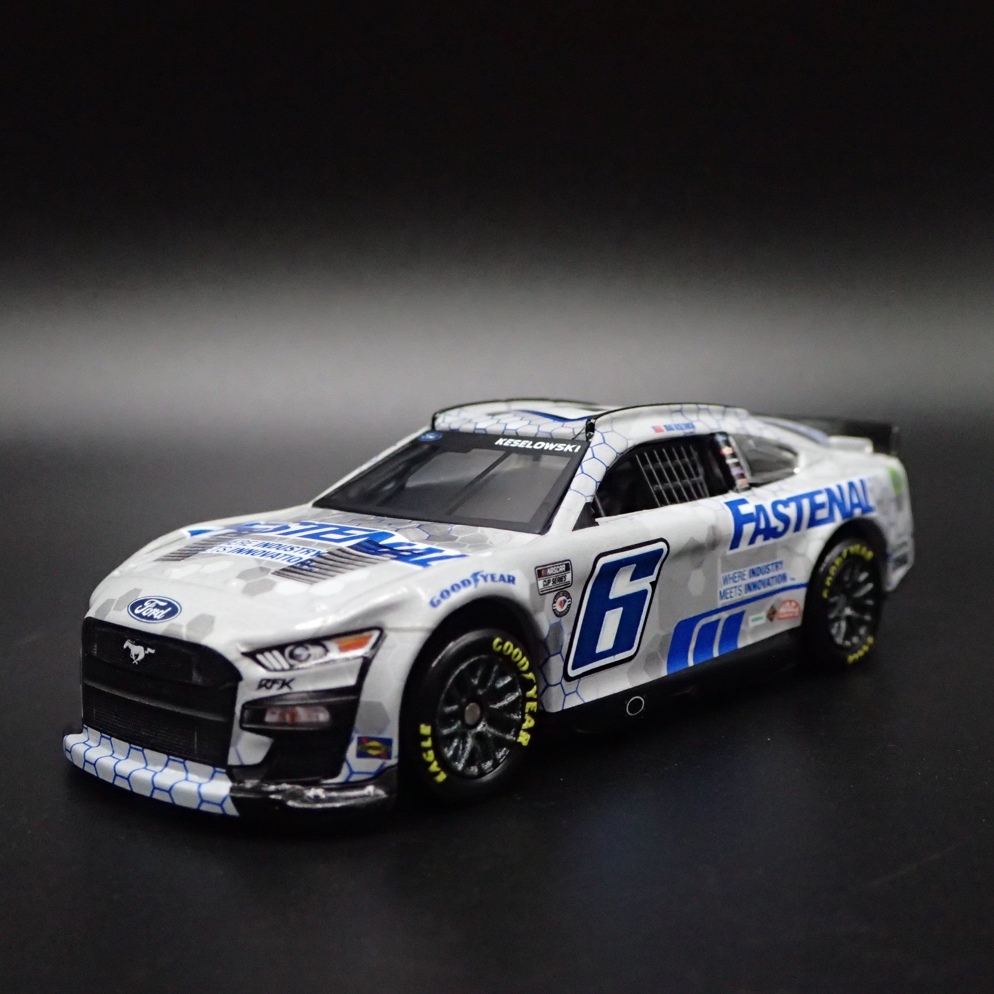 2023 FORD MUSTANG 6 BRAD KESELOWSKI FASTENAL NASCAR 1:64 SCALE DIECAST ...
