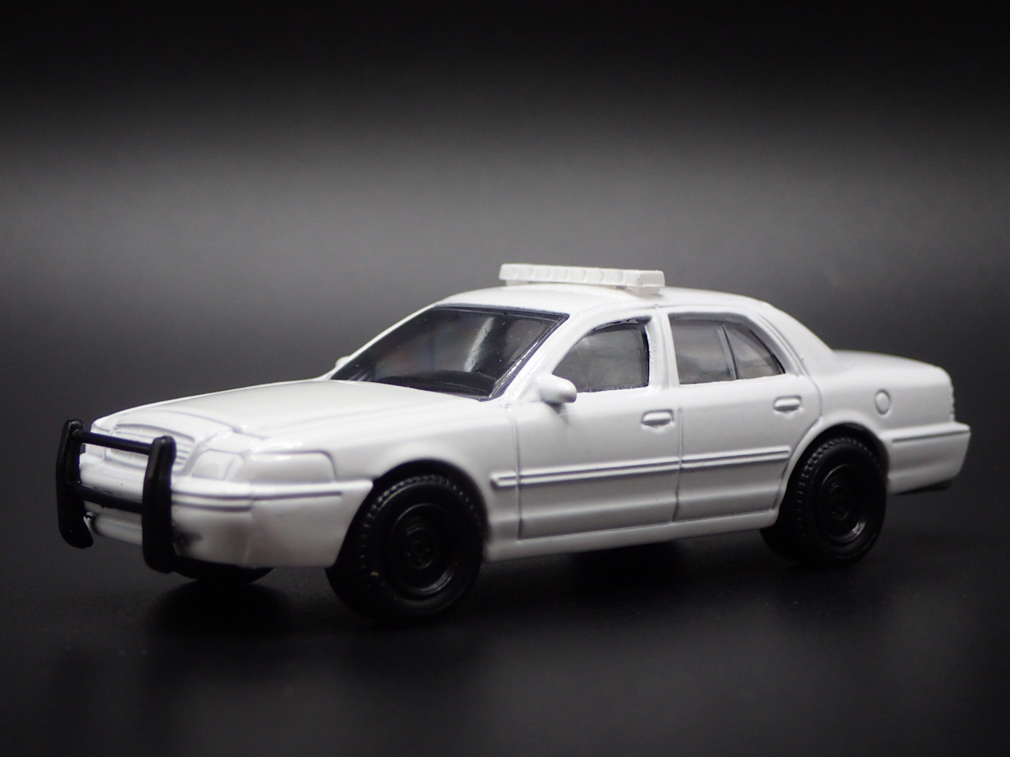 1998-2009 FORD CROWN VICTORIA POLICE INTERCEPTOR 1:64 SCALE DIECAST MO ...