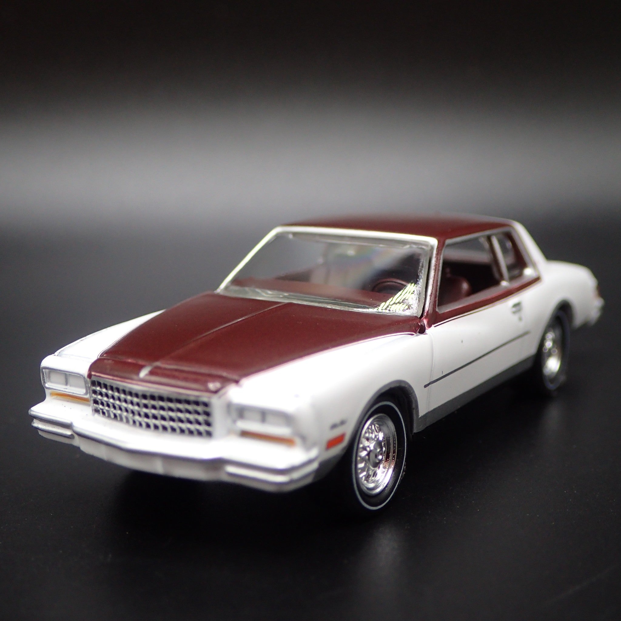 1980 80 CHEVY CHEVROLET MONTE CARLO G BODY 1:64 SCALE DIORAMA DIECAST ...