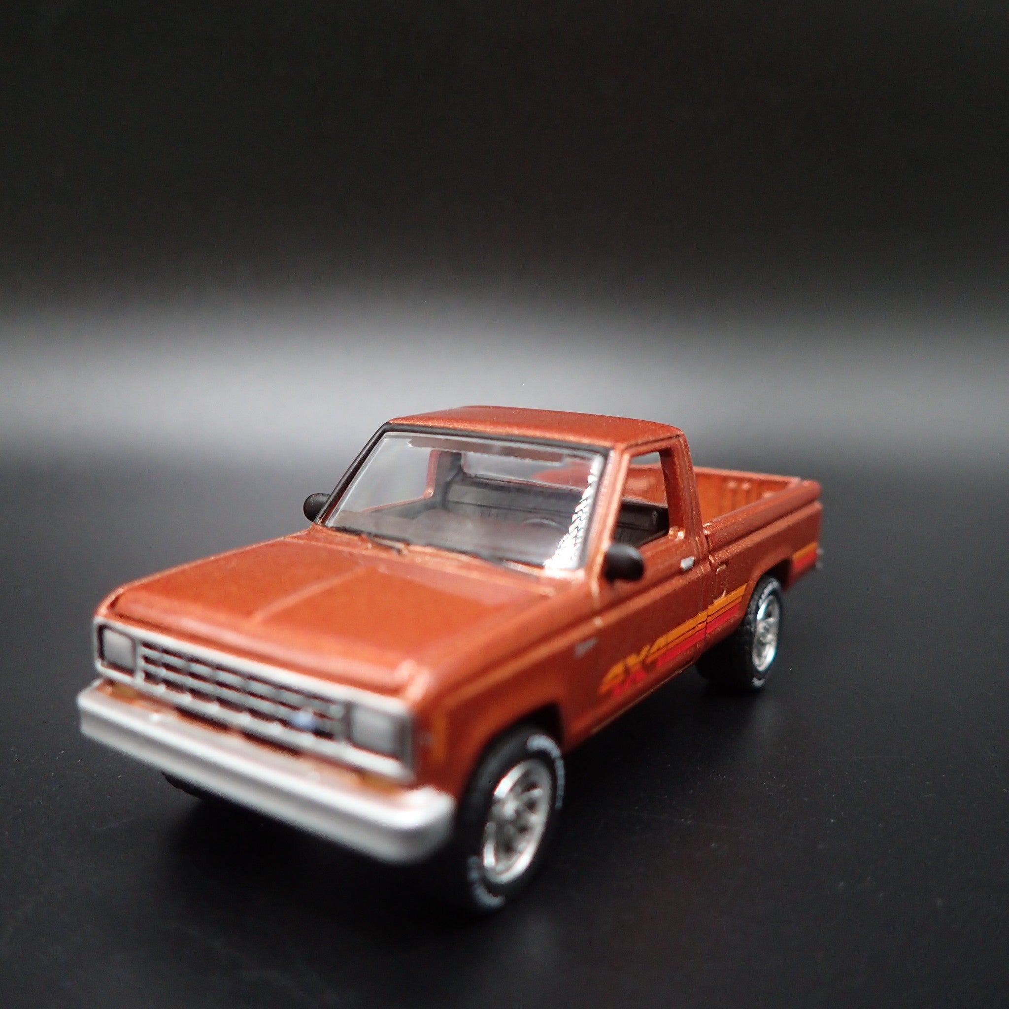 1985 85 FORD RANGER XL PICKUP TRUCK COPPER 1:64 SCALE DIORAMA DIECAST ...