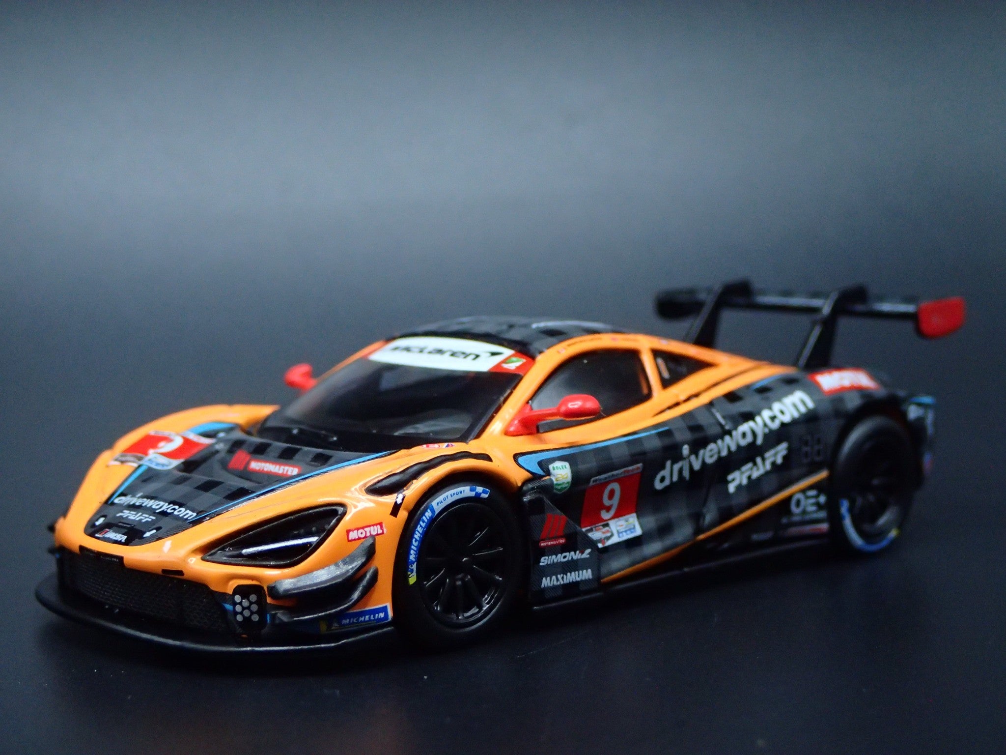 2017-2023 MCLAREN 720S GT3 EVO 2024 IMSA 1:64 SCALE DIORAMA DIECAST MO ...