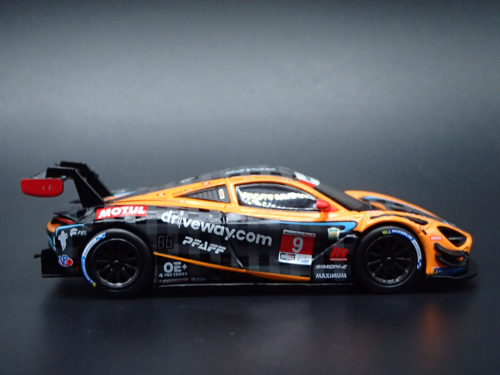 2017-2023 MCLAREN 720S GT3 EVO 2024 IMSA 1:64 SCALE DIORAMA DIECAST MO ...