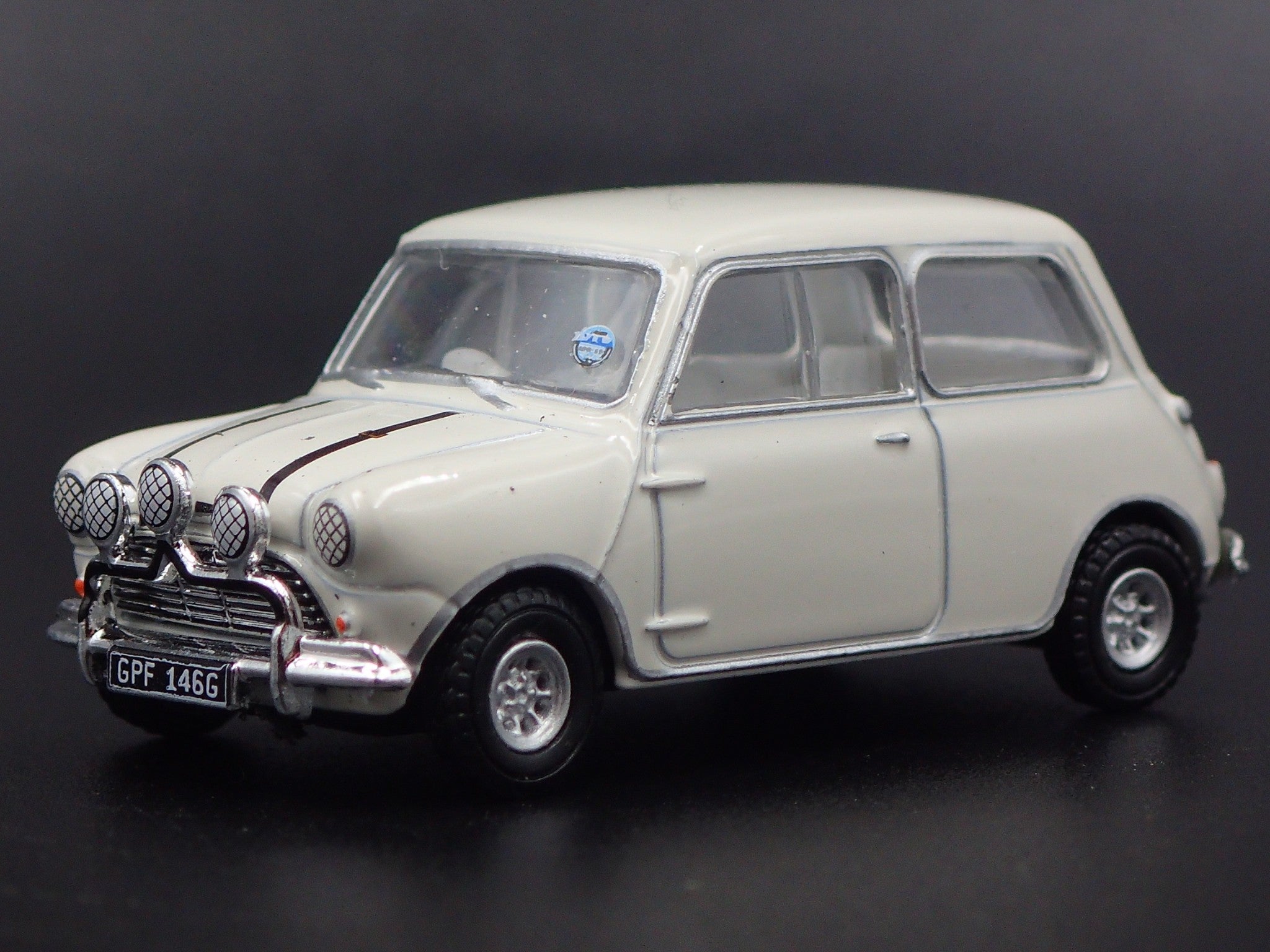1959-1967 AUSTIN MINI COOPER S 1275 MK1 1:64 SCALE DIORAMA DIECAST MOD ...