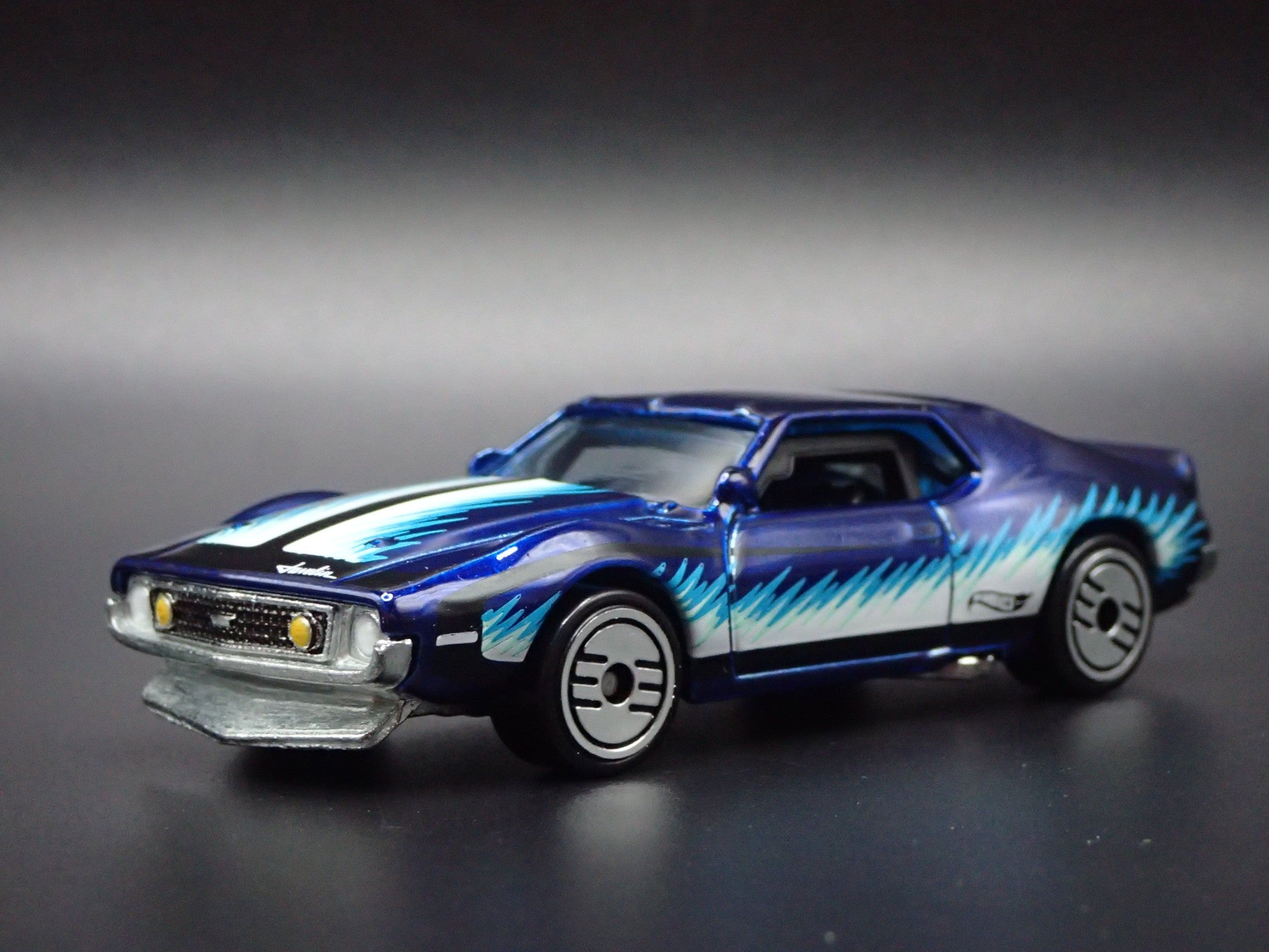 1971 71 AMC JAVELIN AMX BLUE 1:64 SCALE COLLECTIBLE DIORAMA DIECAST MO ...