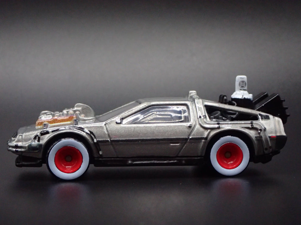 DeLorean BACK TO THE FUTURE III 3 TIME MACHINE RARE 1:64 SCALE DIECAST ...