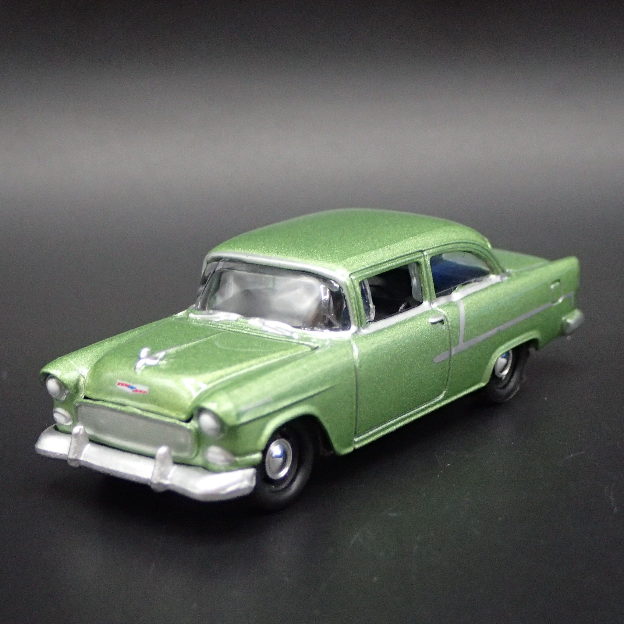 1955 55 CHEVY CHEVROLET BEL AIR 210 GREEN 1:64 SCALE DIORAMA DIECAST M ...