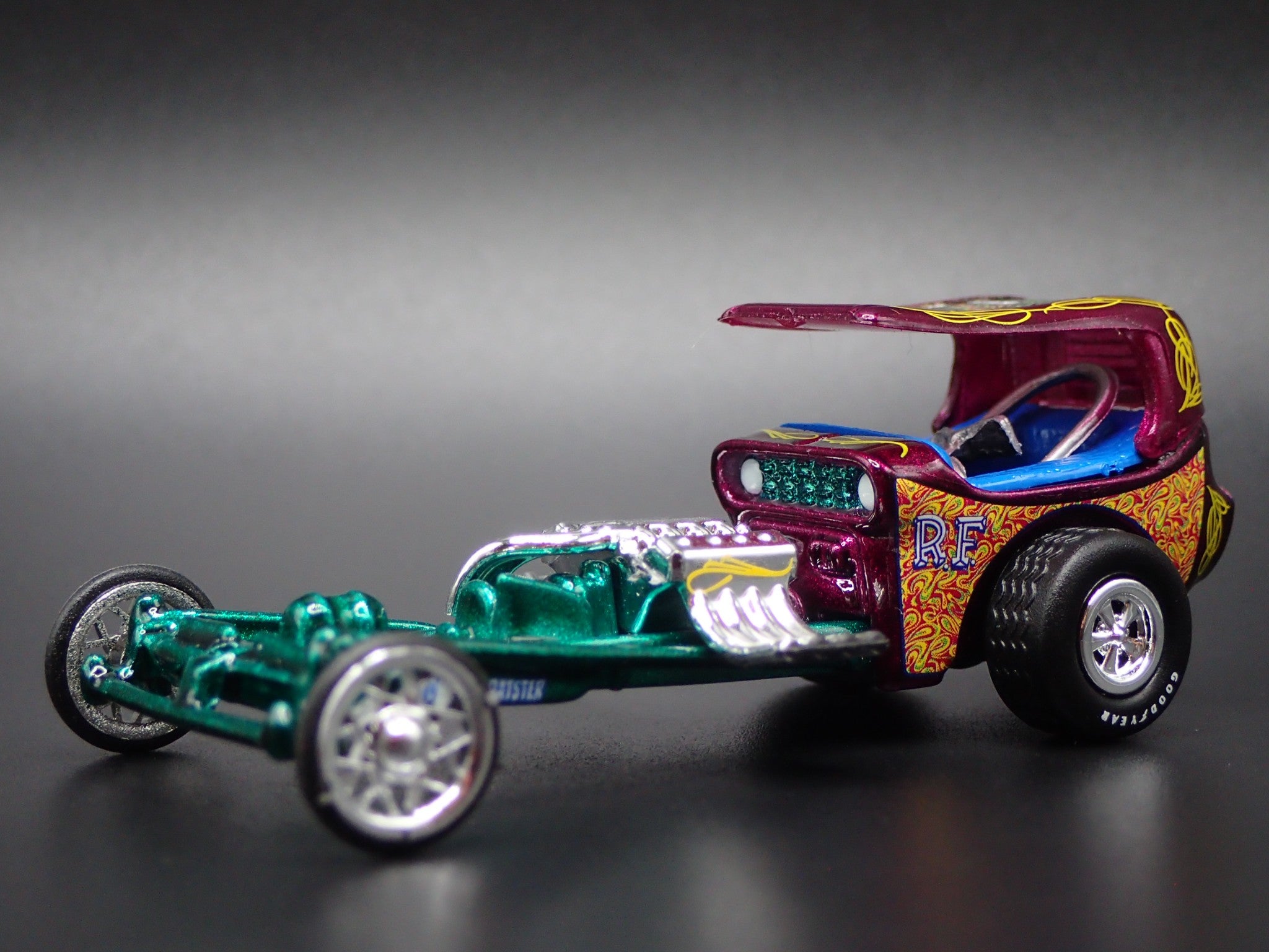 ED BIG DADDY ROTH RAT FINK CUSTOM DRAGSTER 1:64 SCALE DIORAMA DIECAST ...