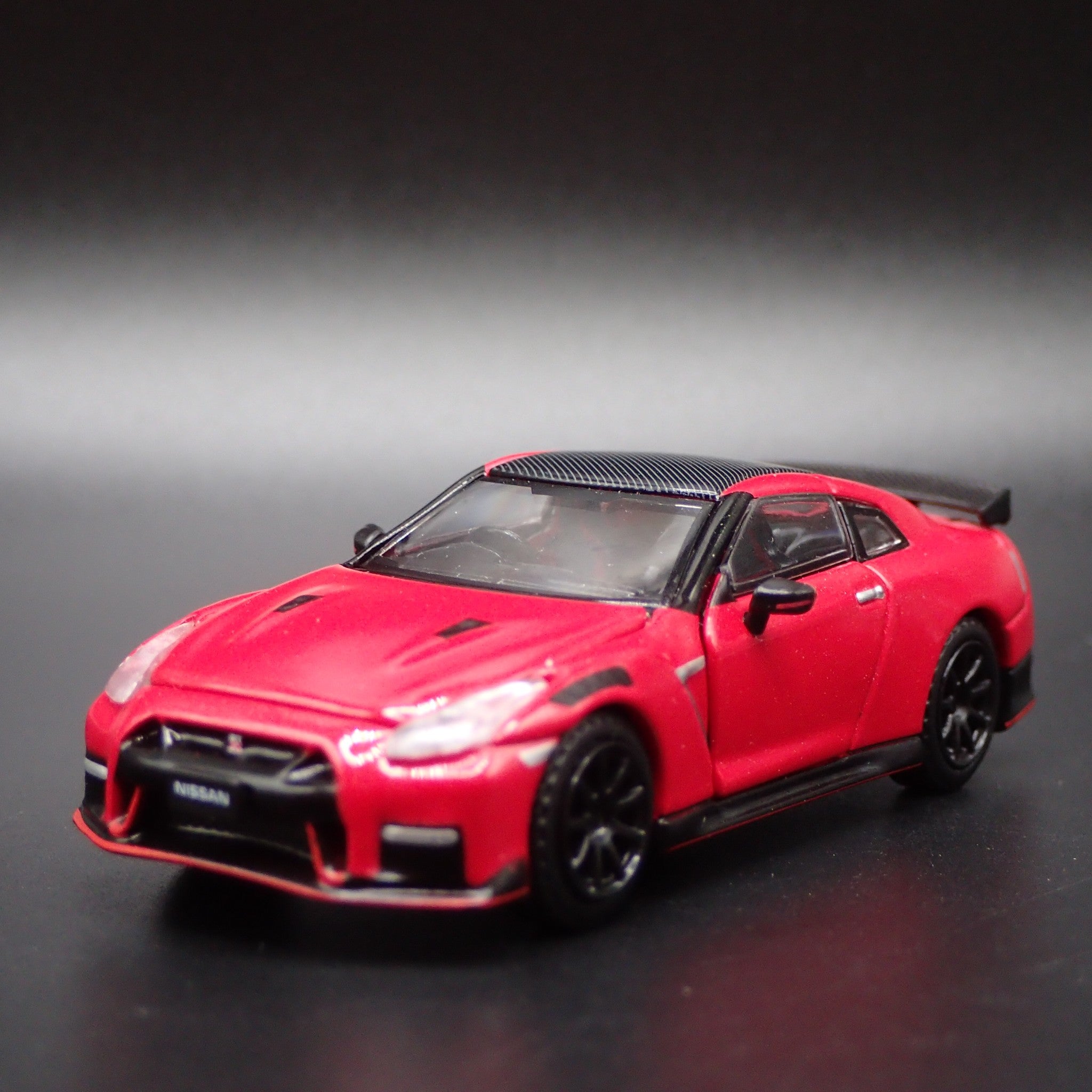 2007-2025 NISSAN GTR R35 NISMO 1:64 SCALE COLLECTIBLE DIORAMA DIECAST ...