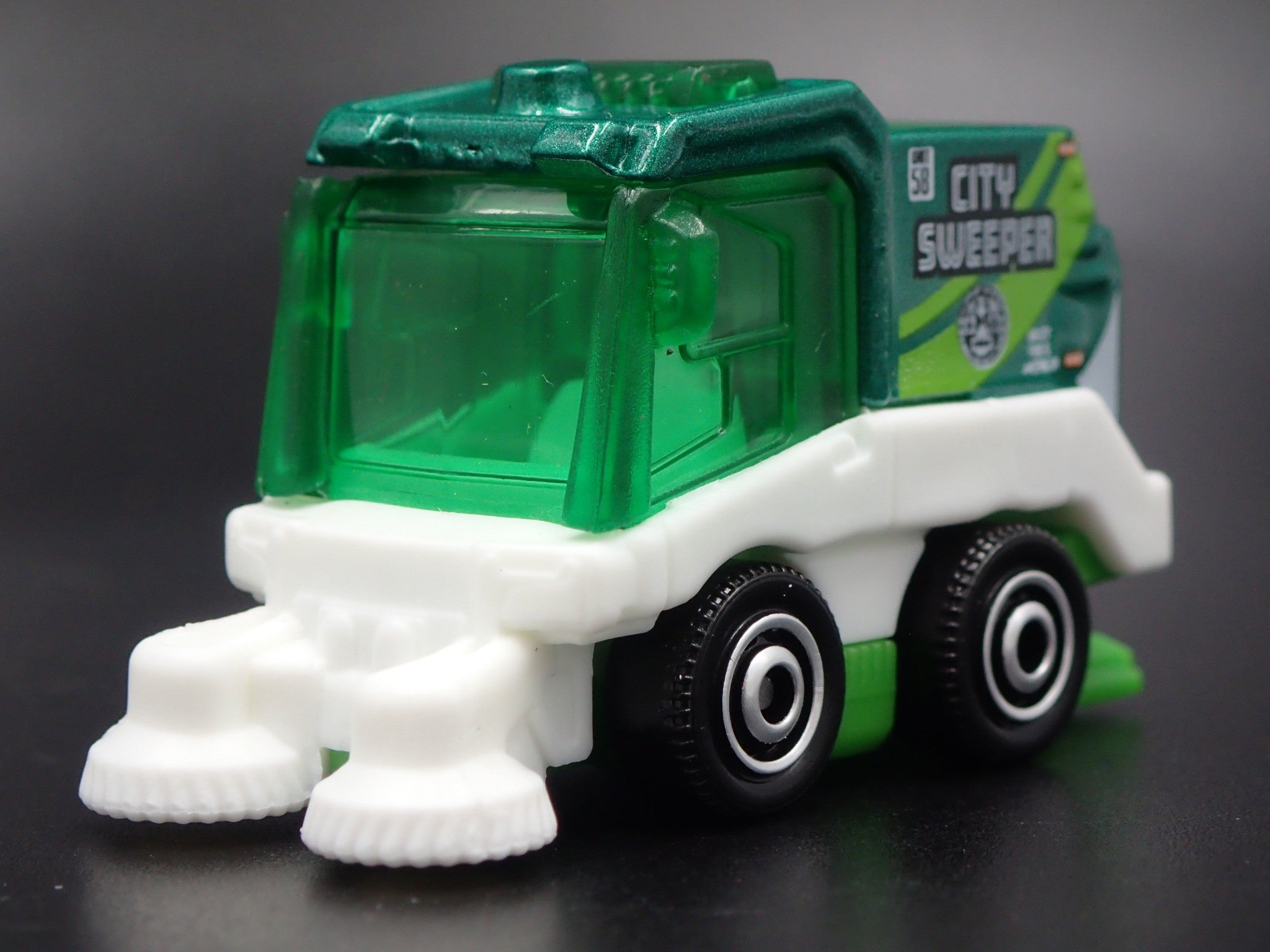 MINI CITY STREET SWEEPER CLEANER GREEN 1:64 MB SCALE DIORAMA DIECAST M ...