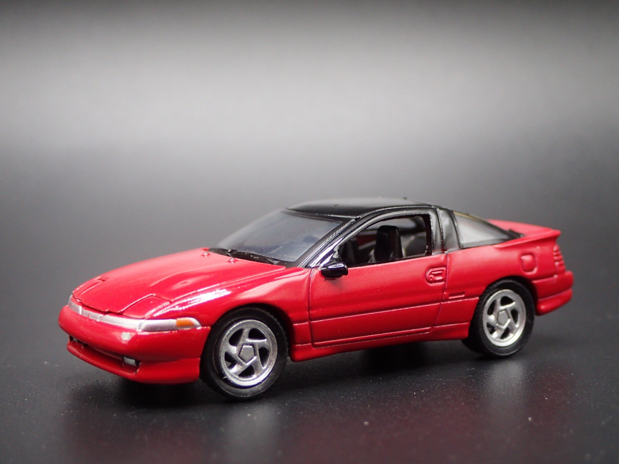 1990-1994 MITSUBISHI ECLIPSE GSX 1:64 SCALE DISPLAY DIORAMA DIECAST MO ...