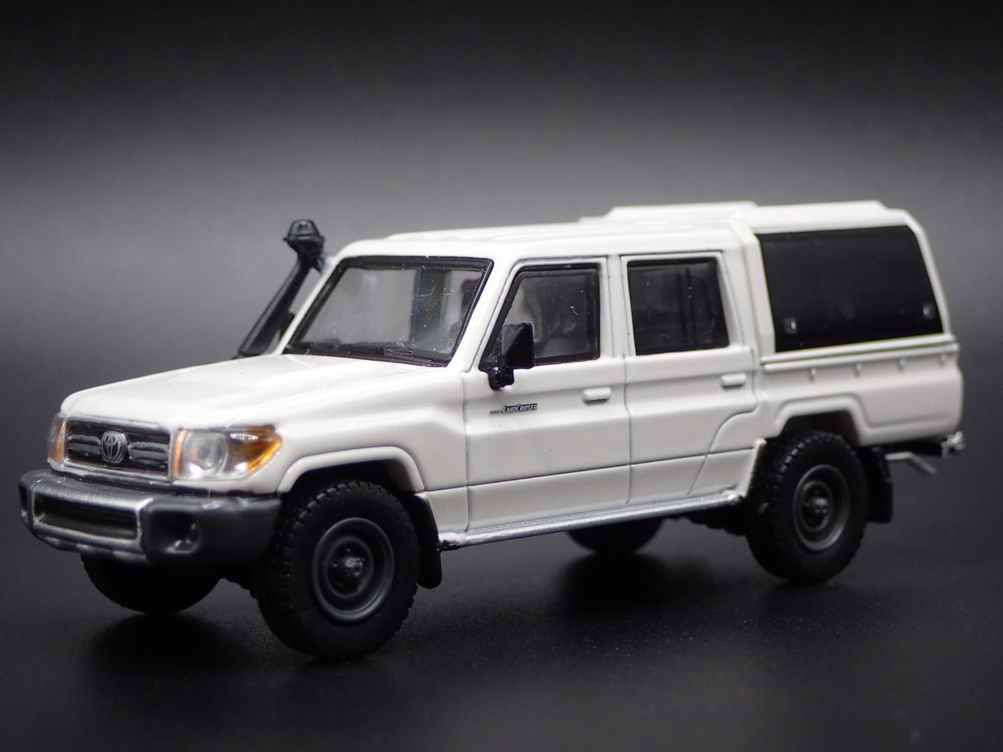 TOYOTA LAND CRUISER 70 SERIES DOUBLE CAB LC79 TRUCK 1/64 SCALE DIECAST ...