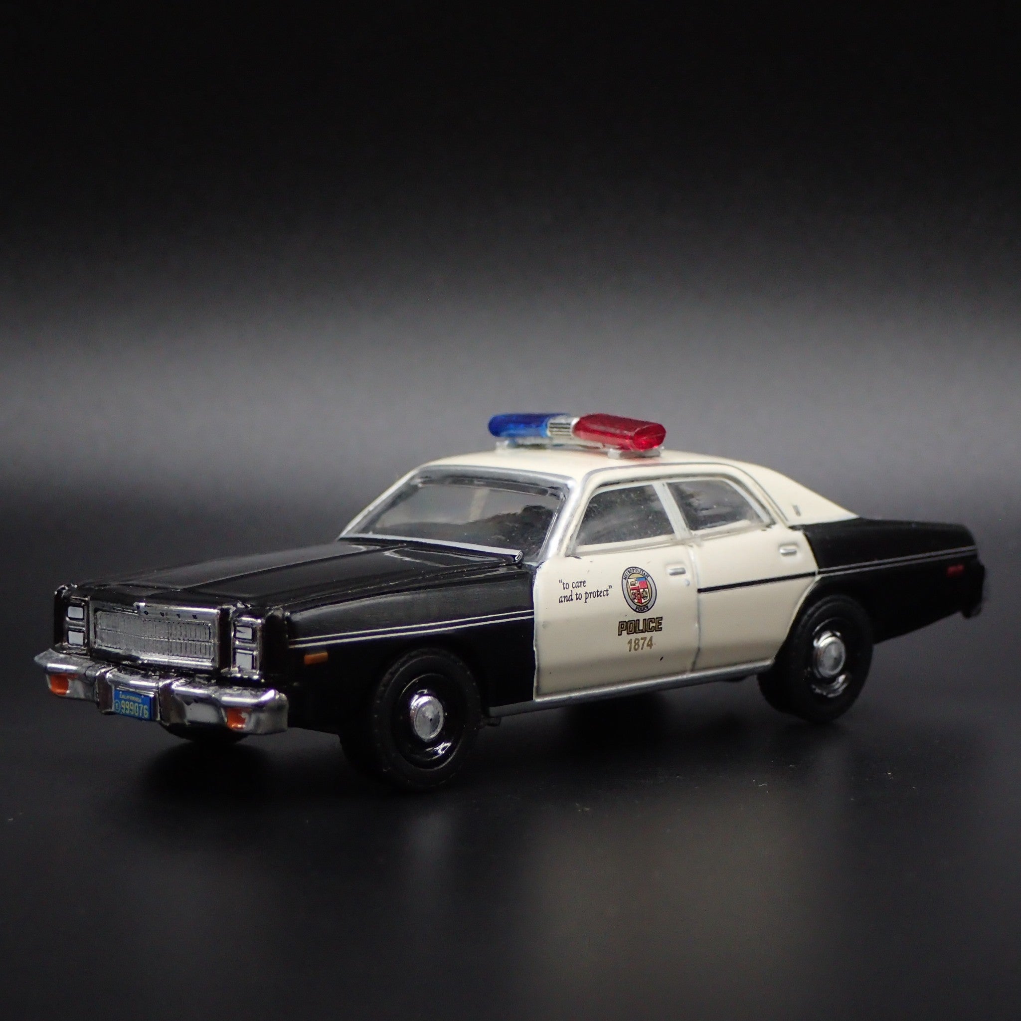 1977 77 PLYMOUTH FURY LAPD LOS ANGELES POLICE DEPT 1:64 SCALE DIECAST ...