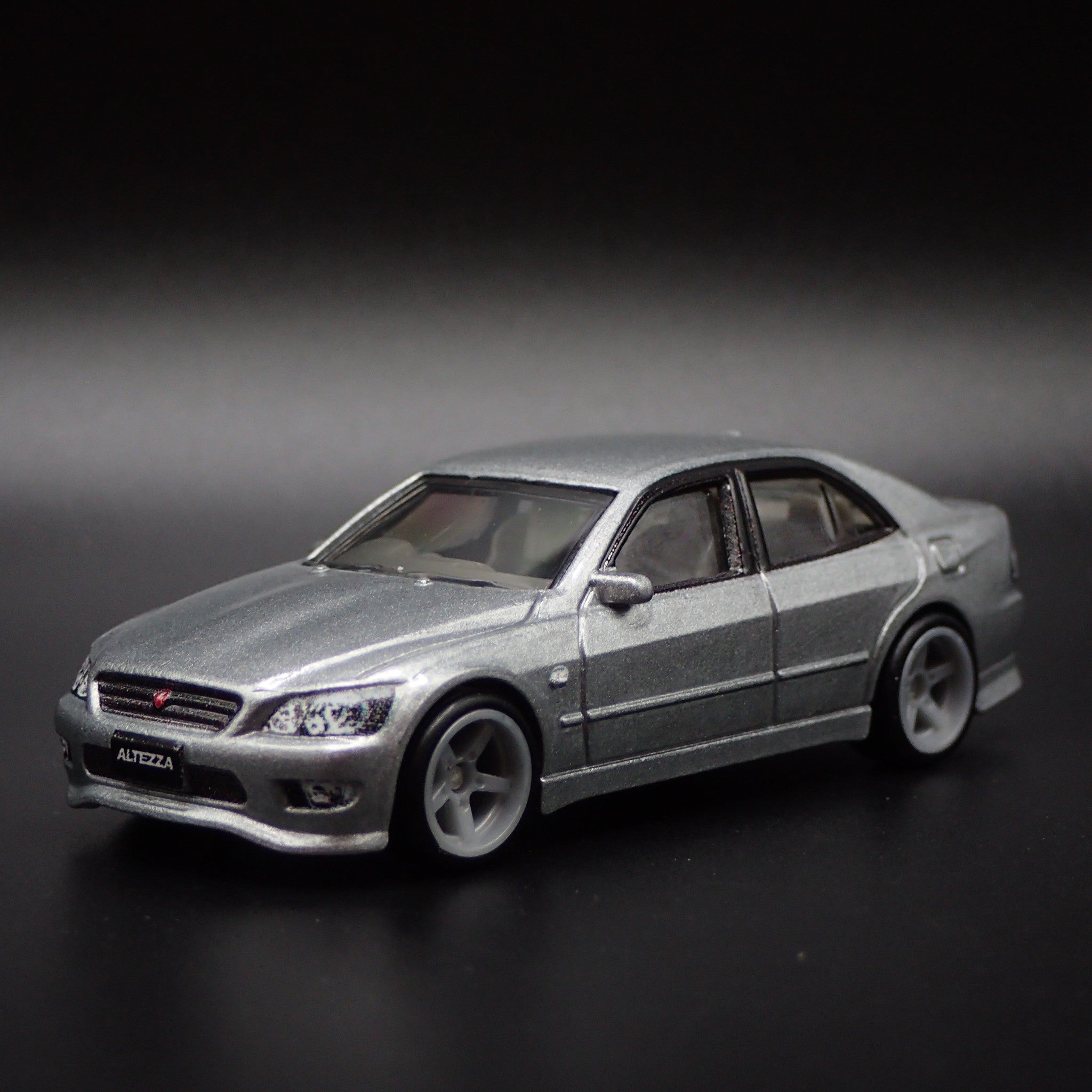 1998-2005 TOYOTA ALTEZZA LEXUS 1:64 SCALE COLLECTIBLE DIORAMA DIECAST ...