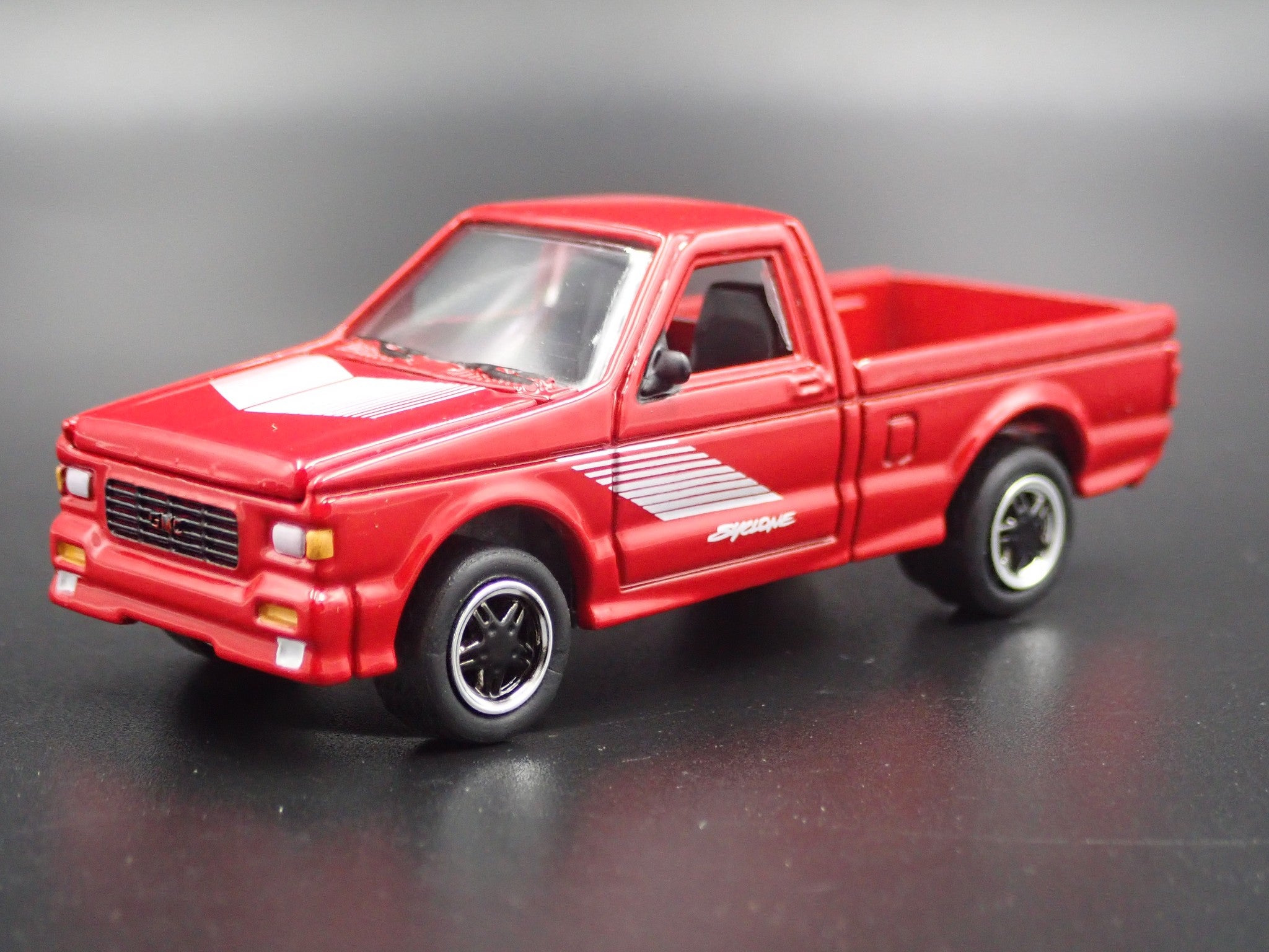 1991 91 GMC SYCLONE PICKUP TRUCK MARLBORO EDITION 1:64 SCALE DIECAST M ...