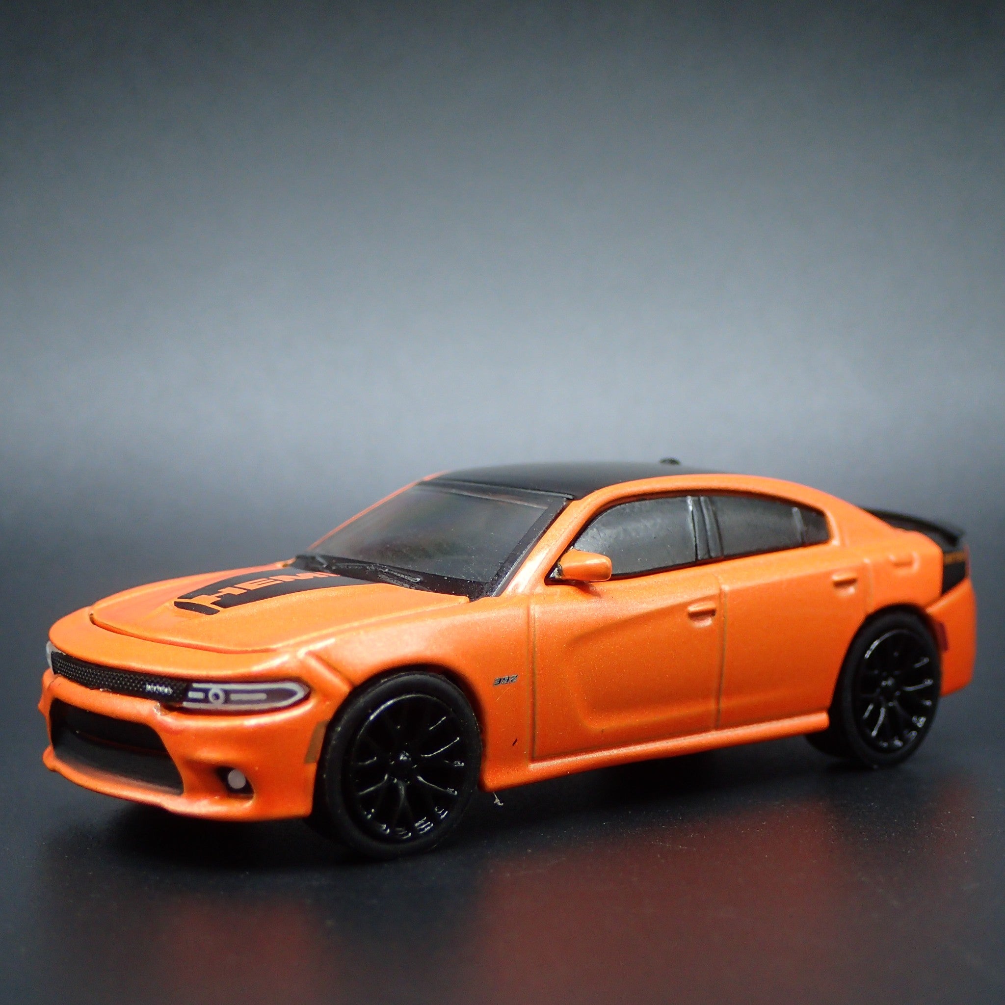 2018 18 DODGE CHARGER DAYTONA 392 1:64 SCALE COLLECTIBLE DIECAST MODEL ...