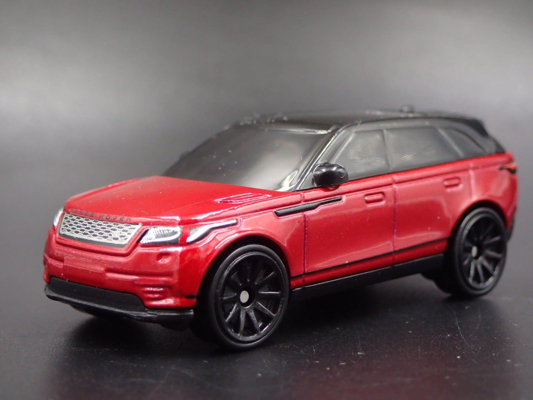 2017-2025 RANGE ROVER VELAR 1/64 SCALE COLLECTIBLE DIORAMA DIECAST MOD ...