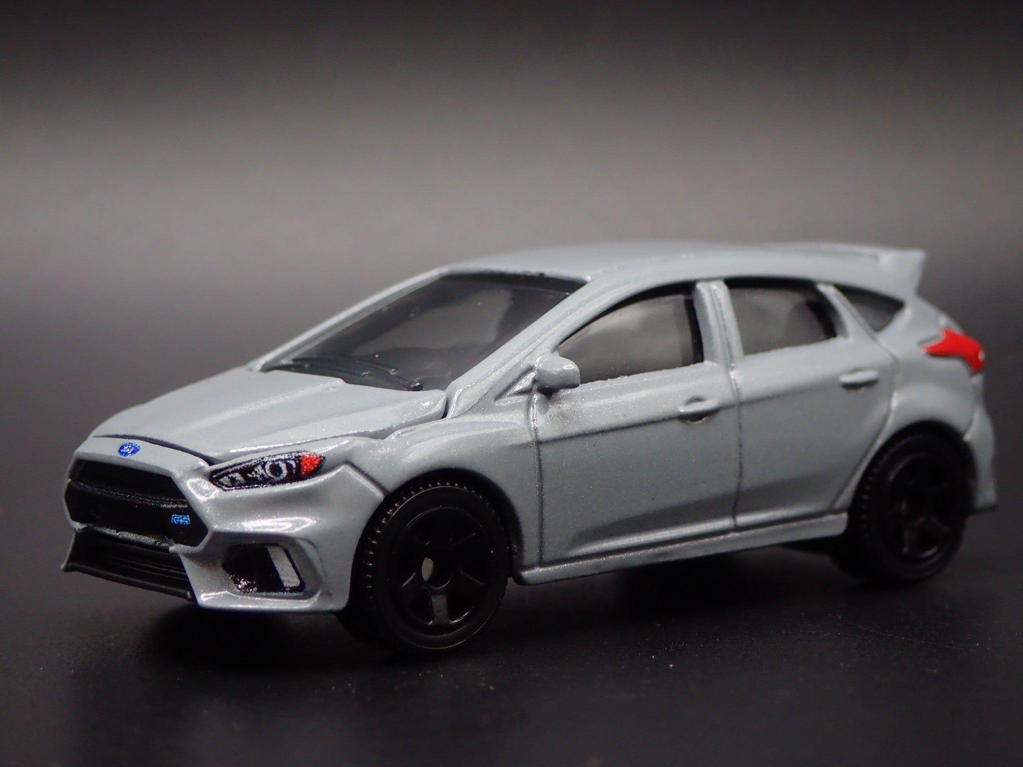 2011-2018 FORD FOCUS RS GRAY 1:64 SCALE COLLECTIBLE DIORAMA DIECAST MO ...