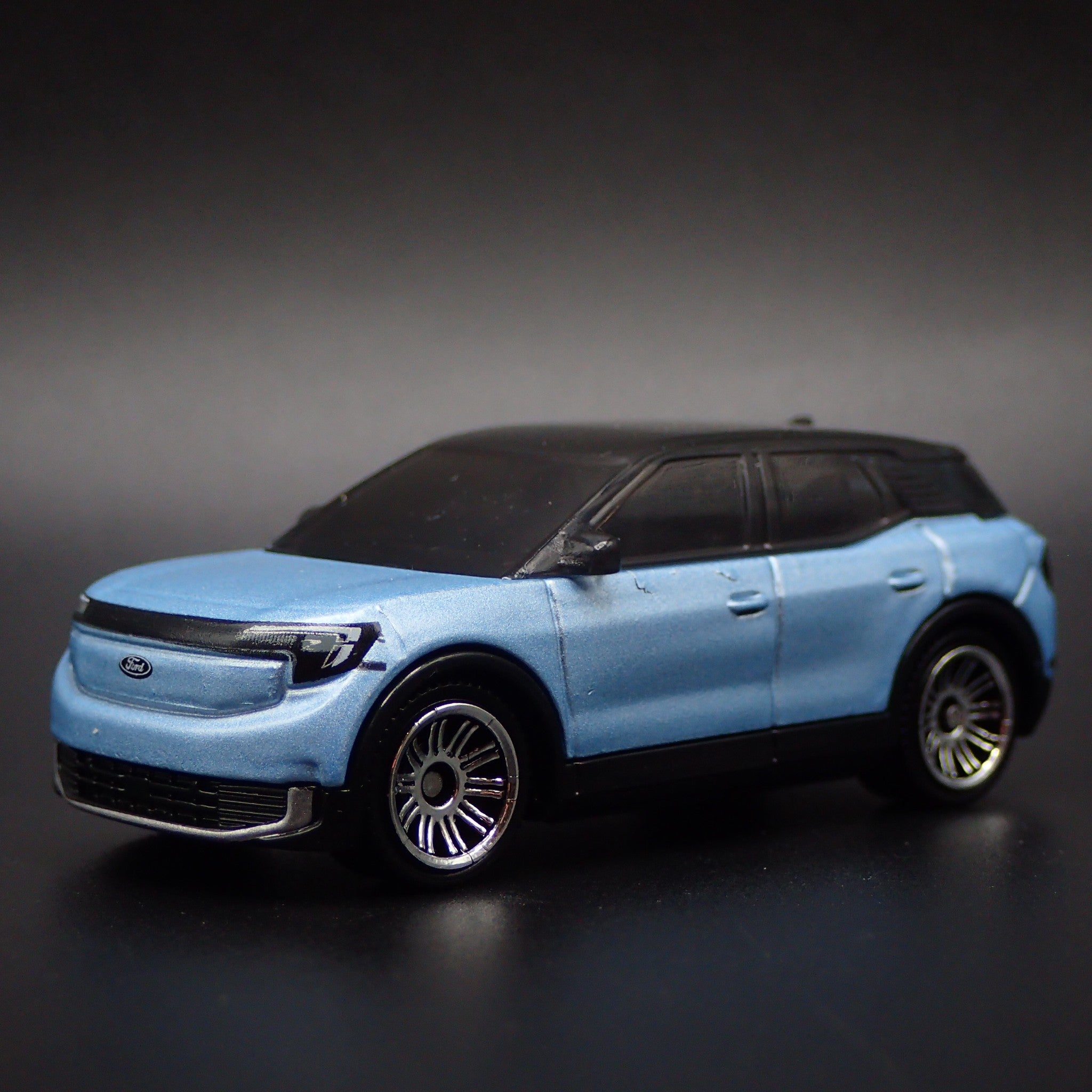 2024-2025 FORD EXPLORER BEV ELECTRIC SUV 1/64 MB SCALE DIORAMA DIECAST ...