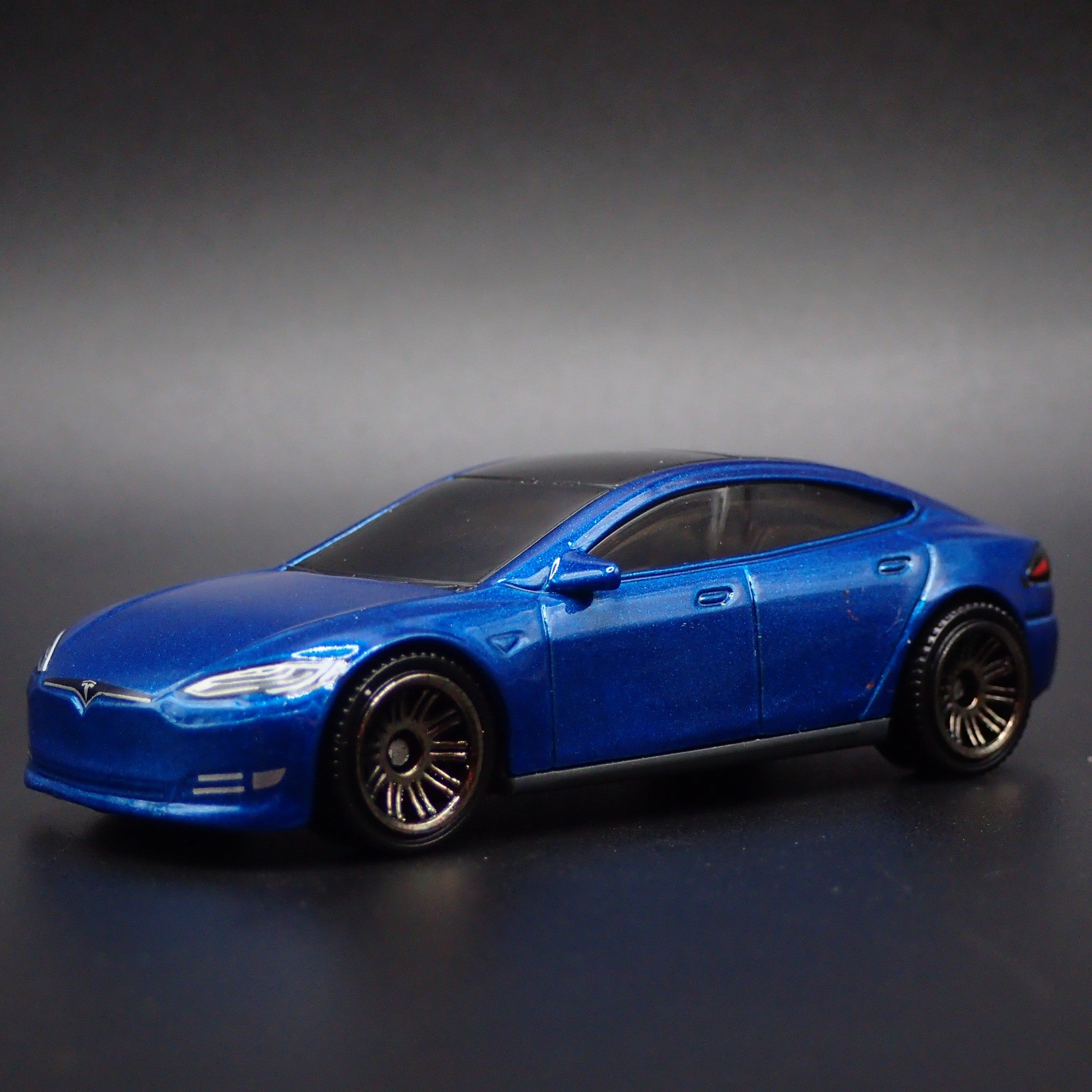 2016-2025 TESLA MODEL S BLUE 1/64 SCALE COLLECTIBLE DIORAMA DIECAST MO ...