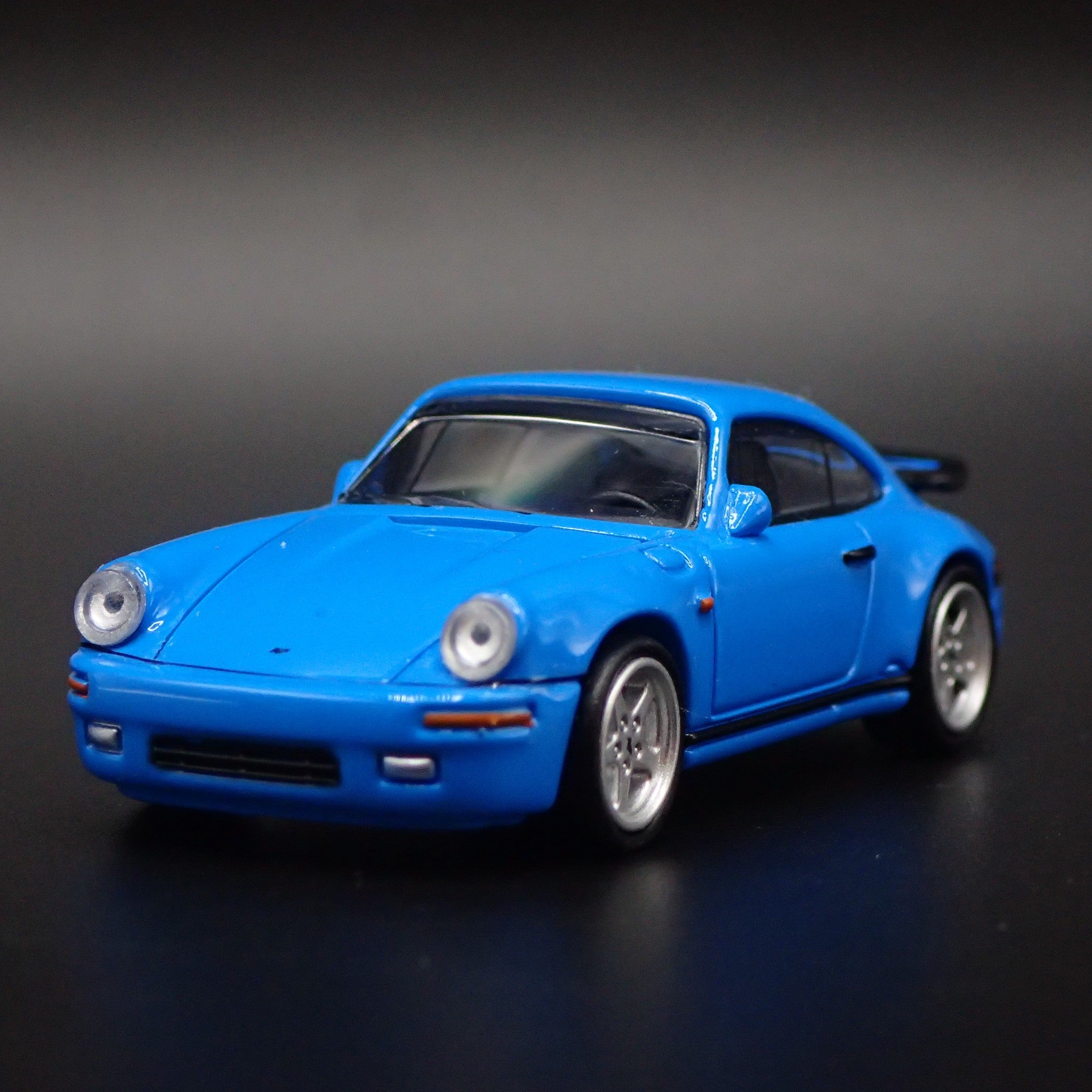 1987-1996 PORSCHE 911 CARRERA 3.2 RUF CTR 1:64 SCALE DIORAMA DIECAST M ...
