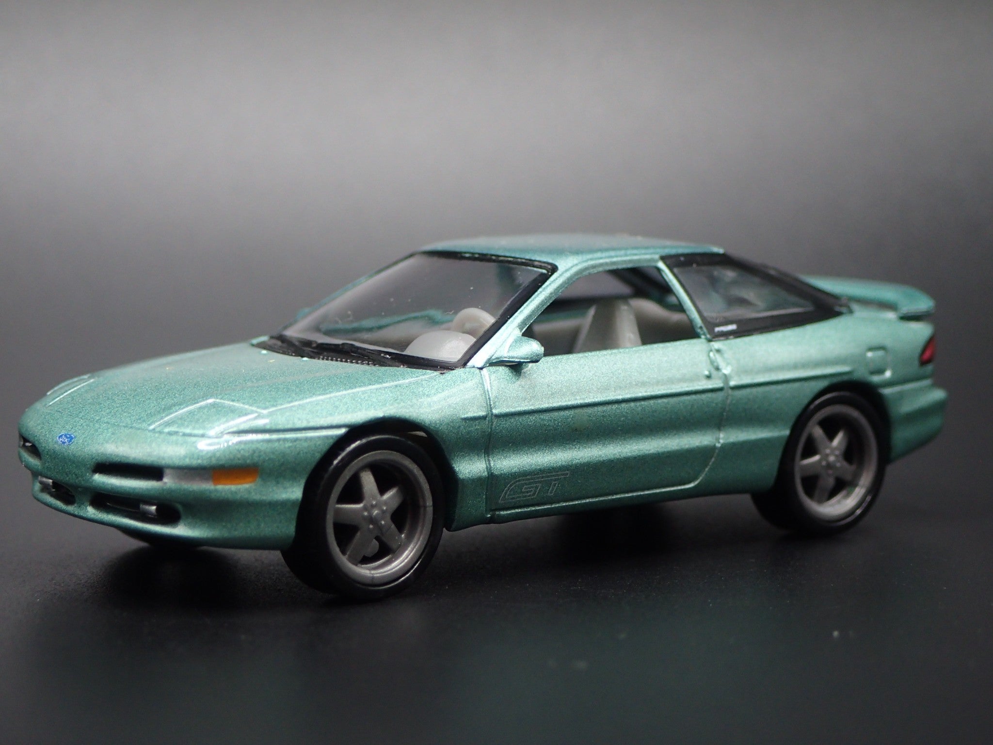 1995 95 FORD PROBE GT GREEN 1:64 SCALE COLLECTIBLE DIORAMA DIECAST MOD ...