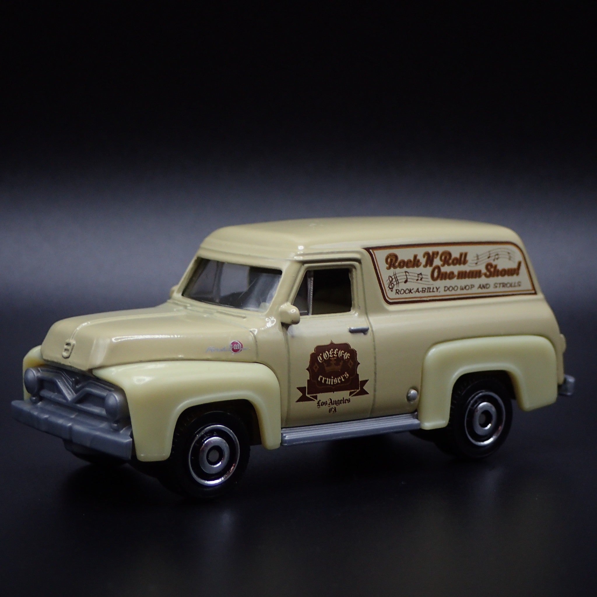 1955 55 FORD PANEL VAN ROCK A BILLY BAND 1:64 SCALE DIORAMA DIECAST MO ...