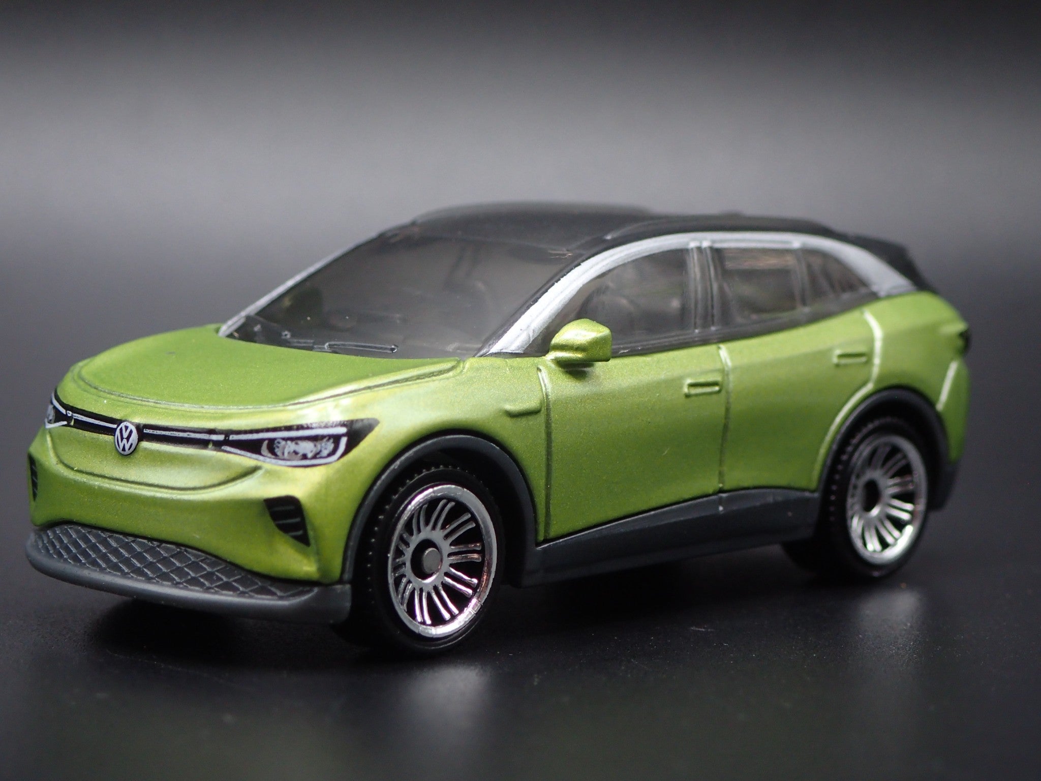2020-2025 VW VOLKSWAGEN ID 4 ID4 ELECTRIC CAR GREEN 1:64 SCALE DIECAST ...