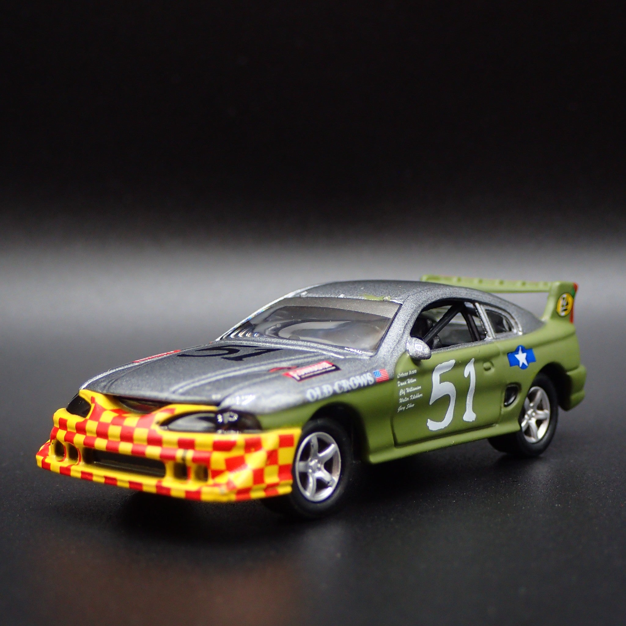 1996 96 FORD MUSTANG SALEEN RACE CAR GREEN 1/64 SCALE DIORAMA DIECAST ...