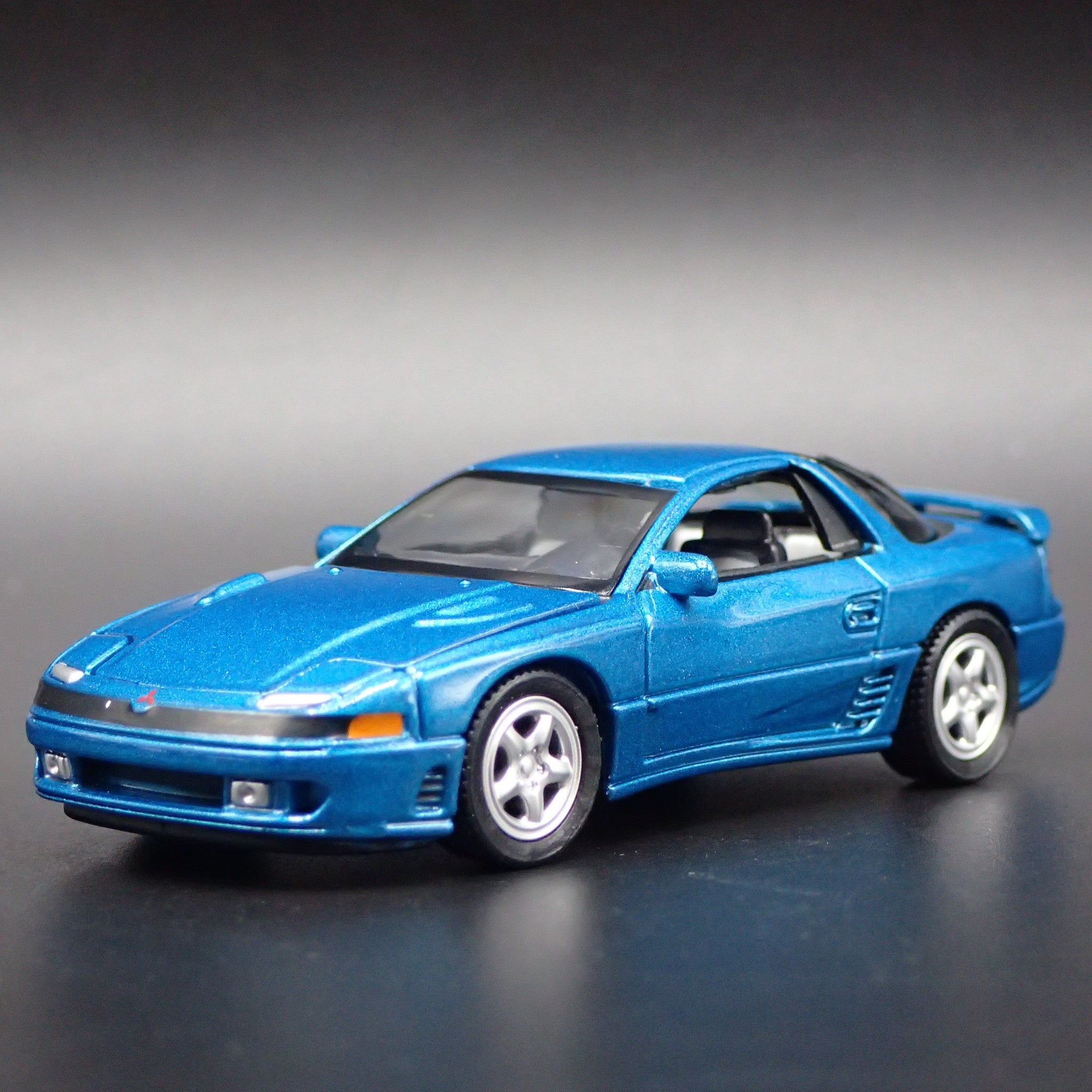 1990-2000 MITSUBISHI GTO 3000GT 1:64 SCALE COLLECTIBLE DIORAMA DIECAST ...