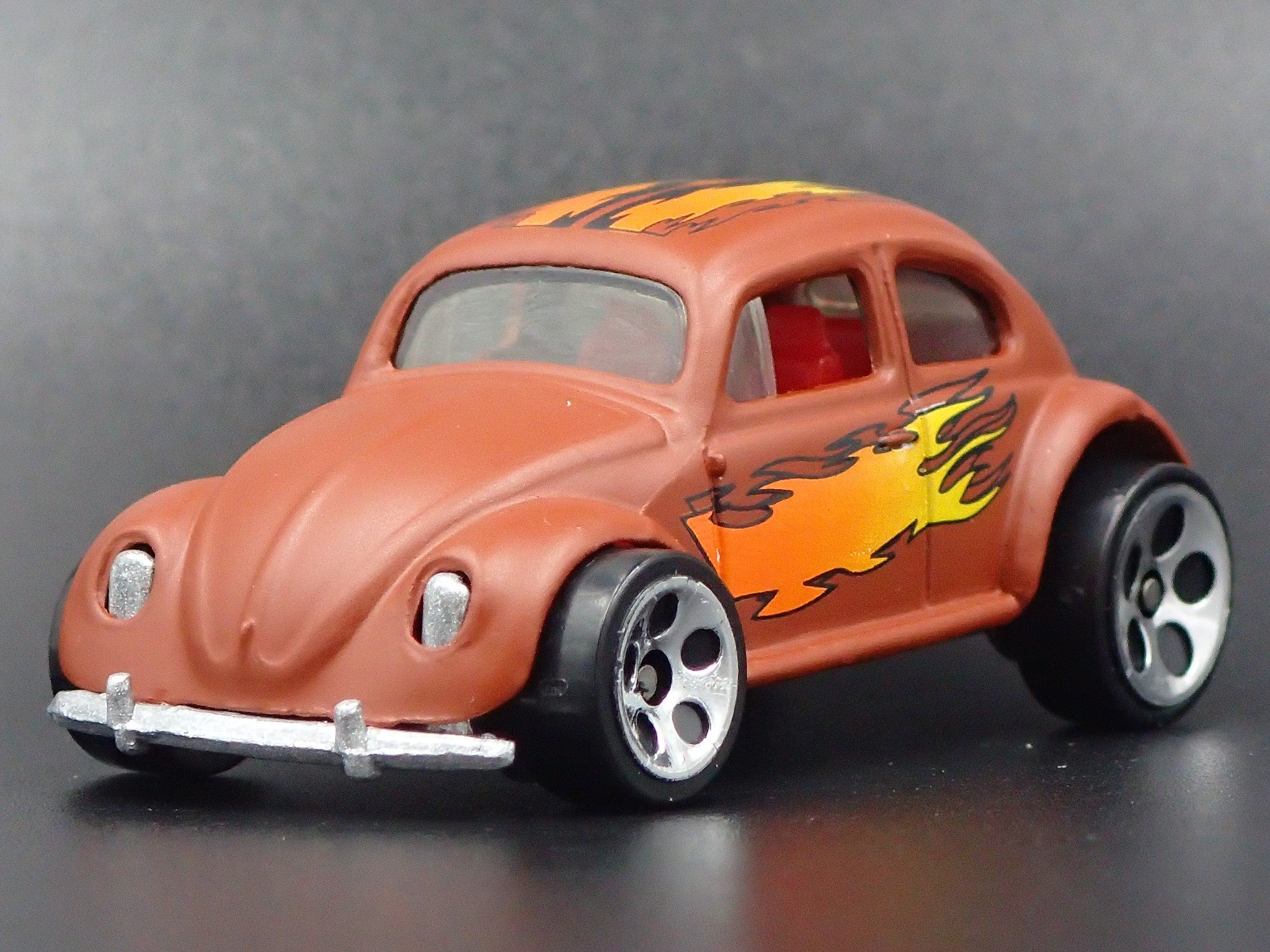 1960-1967 VW VOLKSWAGEN CLASSIC BEETLE BUG 1:64 SCALE DIORAMA DIECAST ...