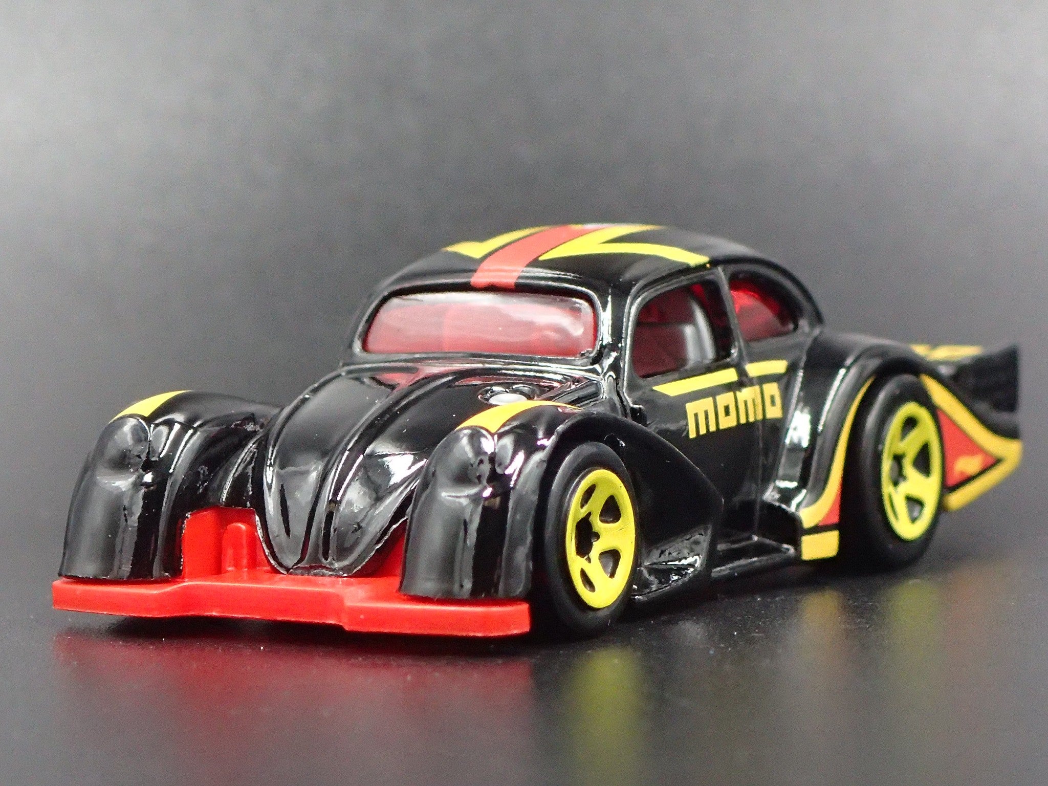 VW VOLKSWAGEN KAFER RACER BEETLE BUG MOMO 1:64 SCALE DIORAMA DIECAST M ...