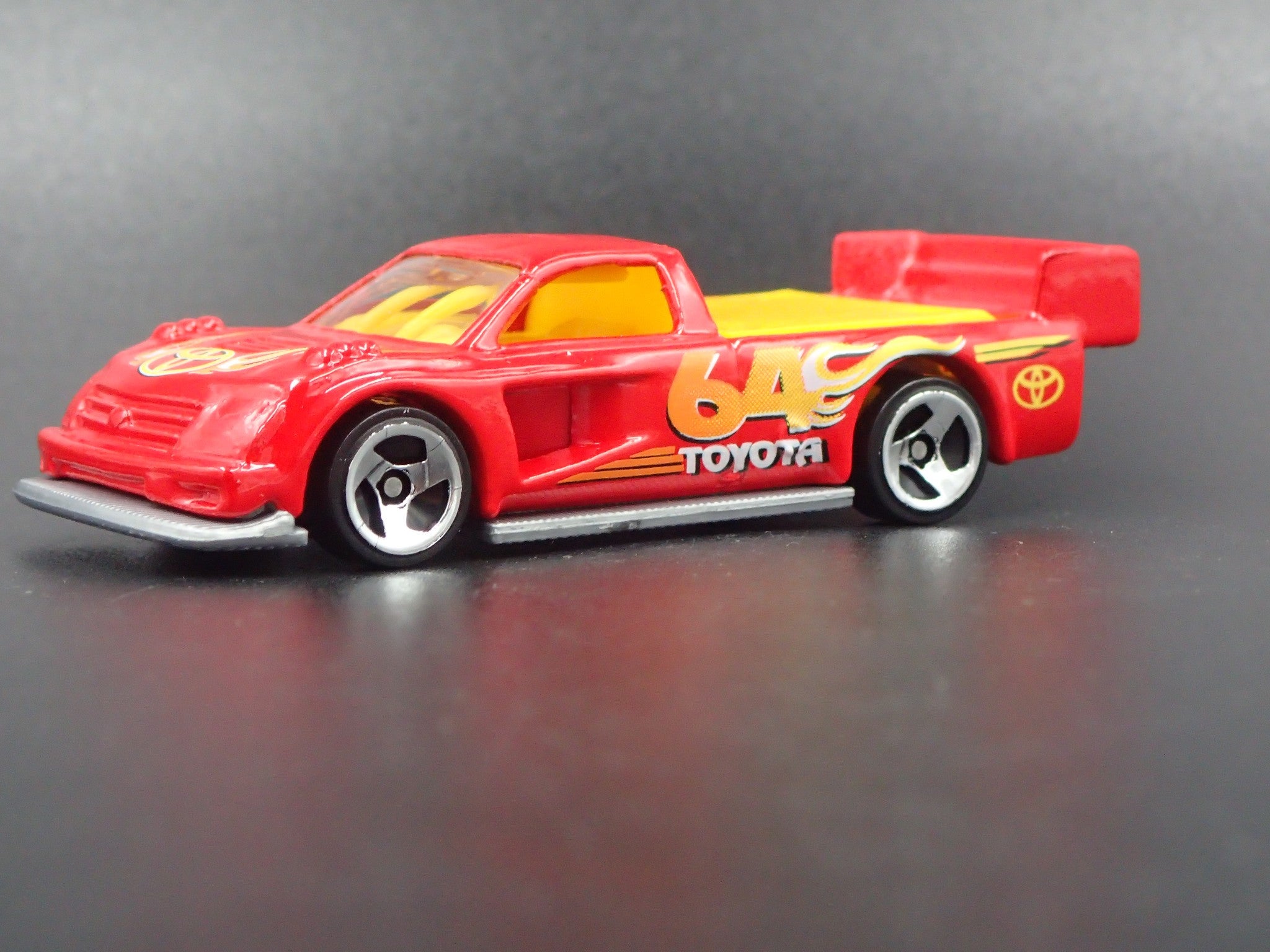 TOYOTA PIKES PEAK TACOMA RACE PICKUP TRUCK 1:64 SCALE DIORAMA DIECAST ...